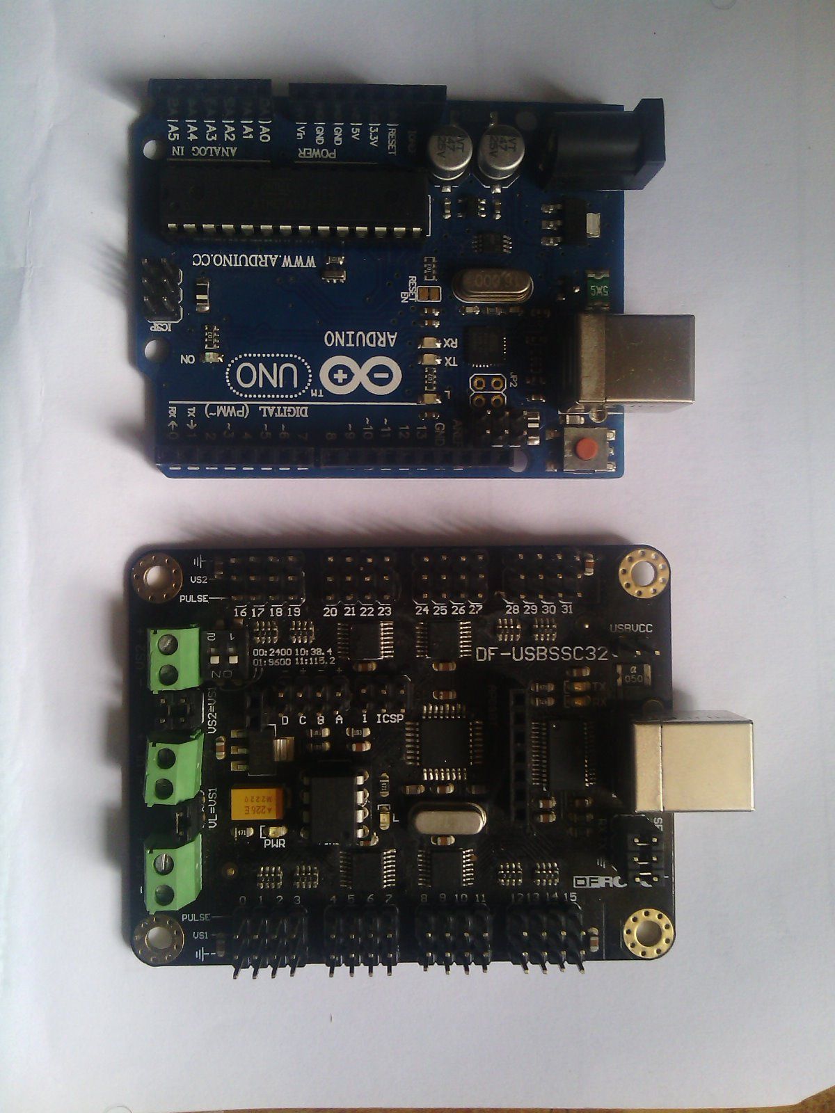 Controlling Servos Using the SSC-32 Servo Controller and Arduino Uno ...