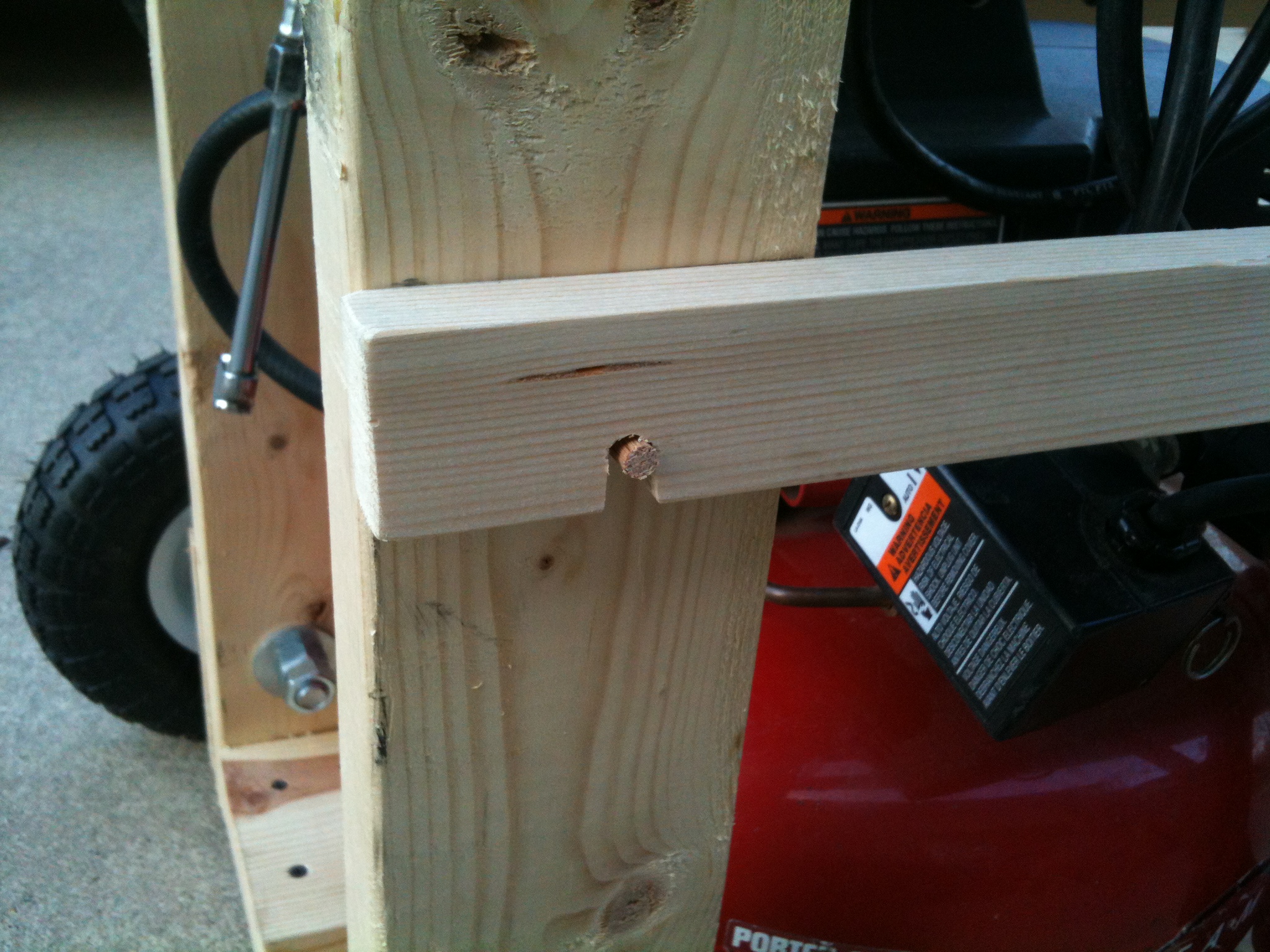 Portable Worktable Using Compressor Cart : 6 Steps (with Pictures ...