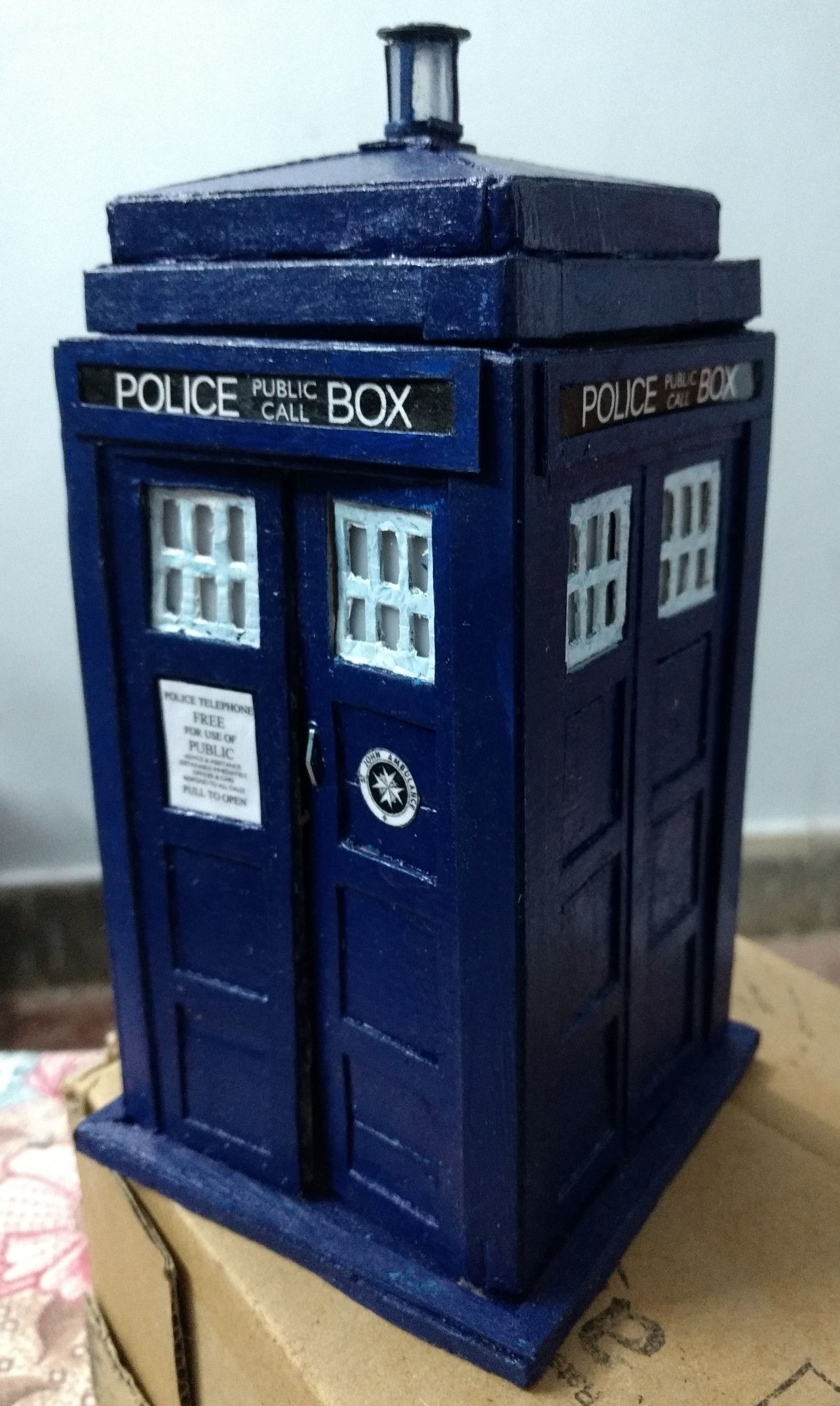 Make a Mini TARDIS With Light and Sound Effects! : 11 Steps (with ...