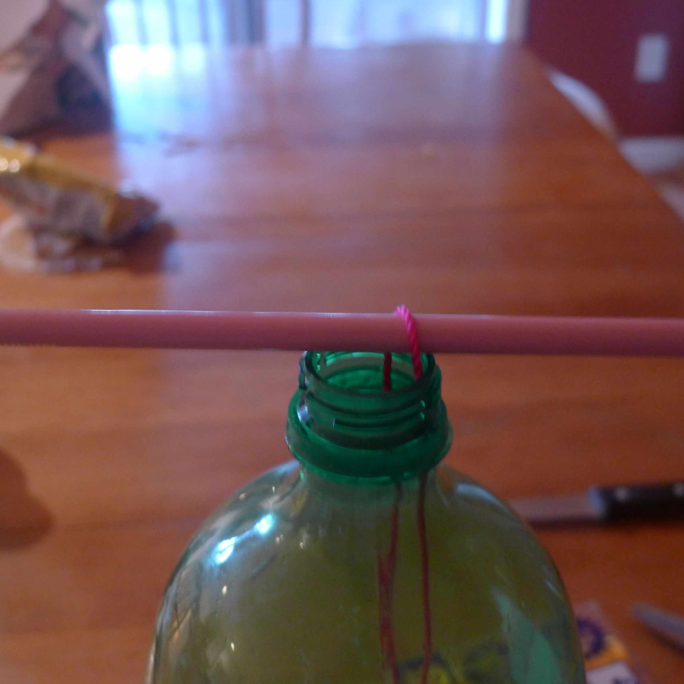 One String Soda Bottle Guitar : 4 Steps - Instructables