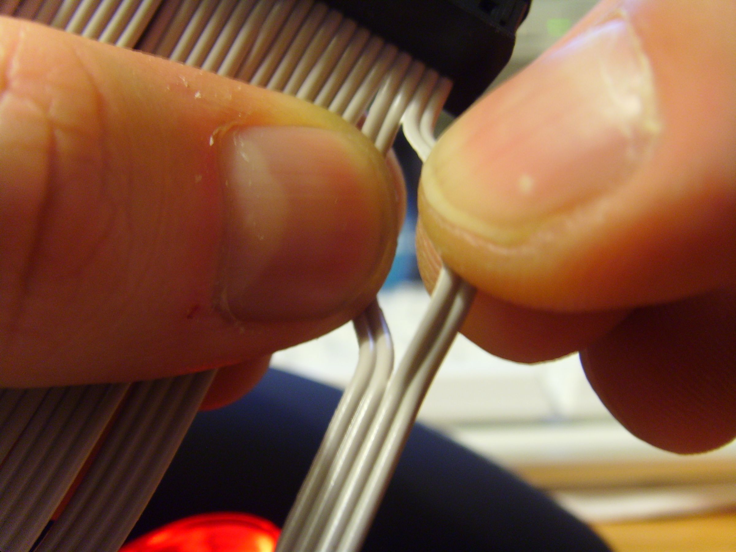 Computer Cable Solution (IDE) : 3 Steps - Instructables