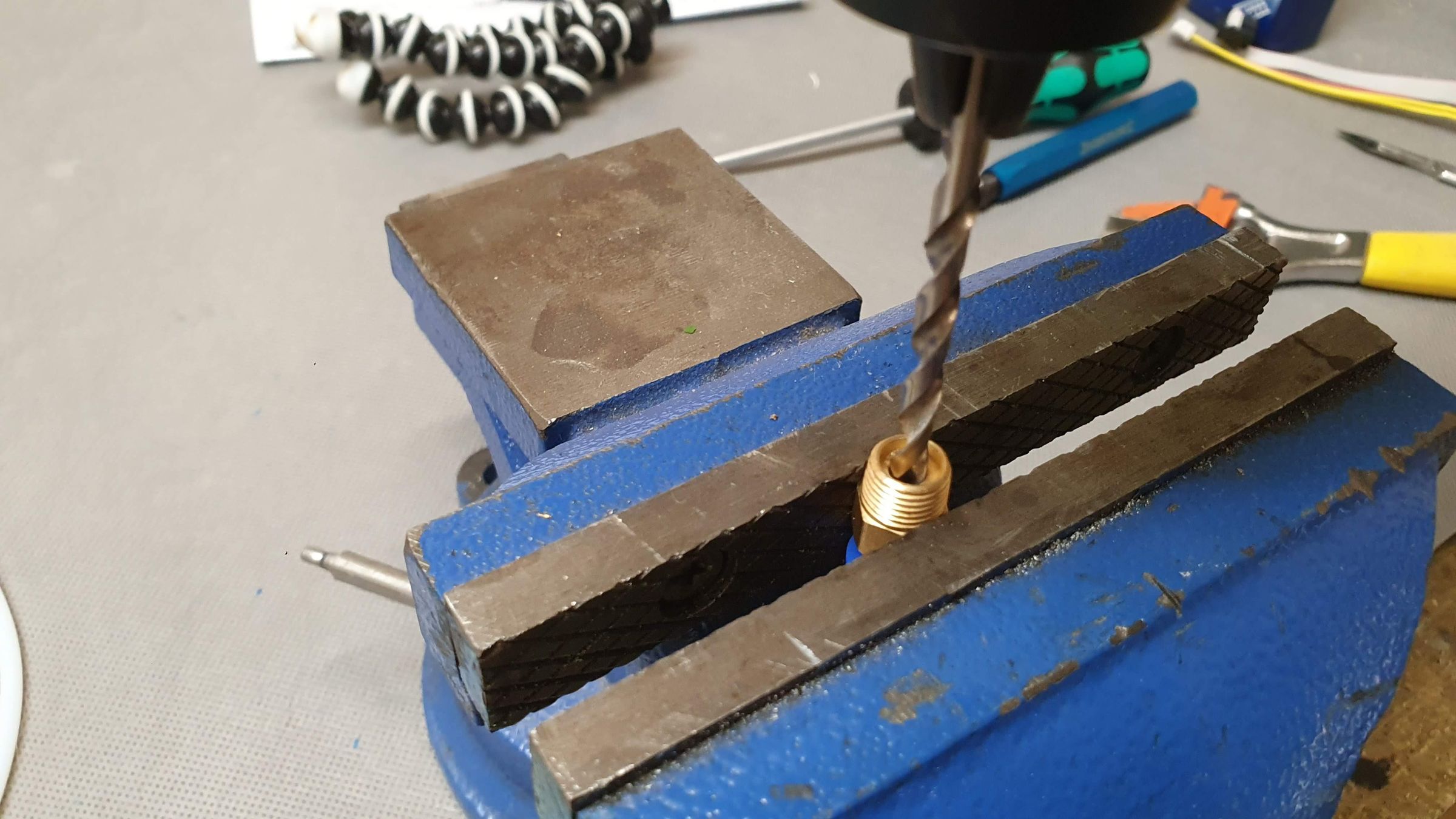 AnkerMake M5 Dry Box Spool Holder : 12 Steps (with Pictures ...