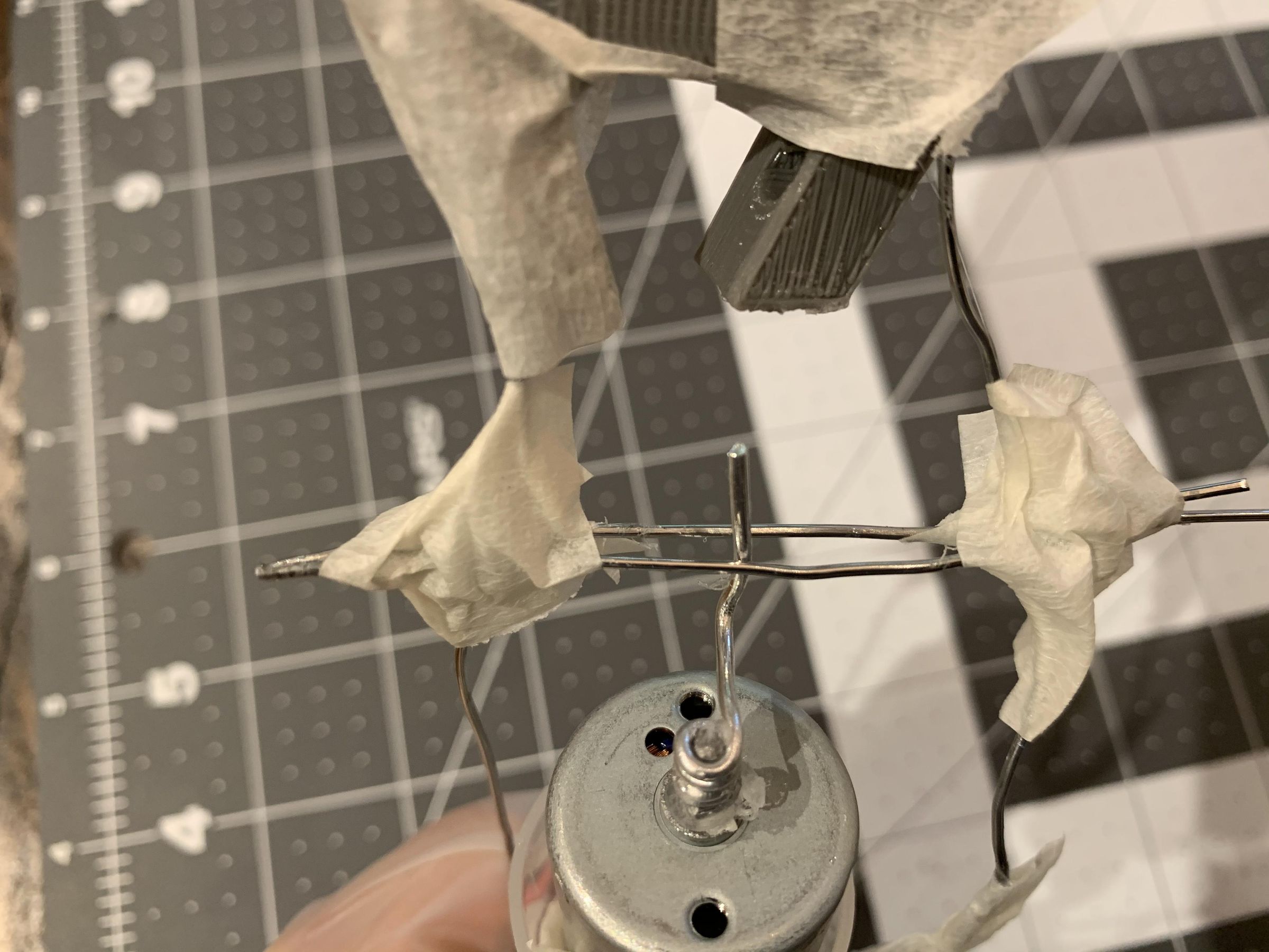 Create an Angler Fish Robot That Cruises and Lights Up! : 9 Steps (with ...