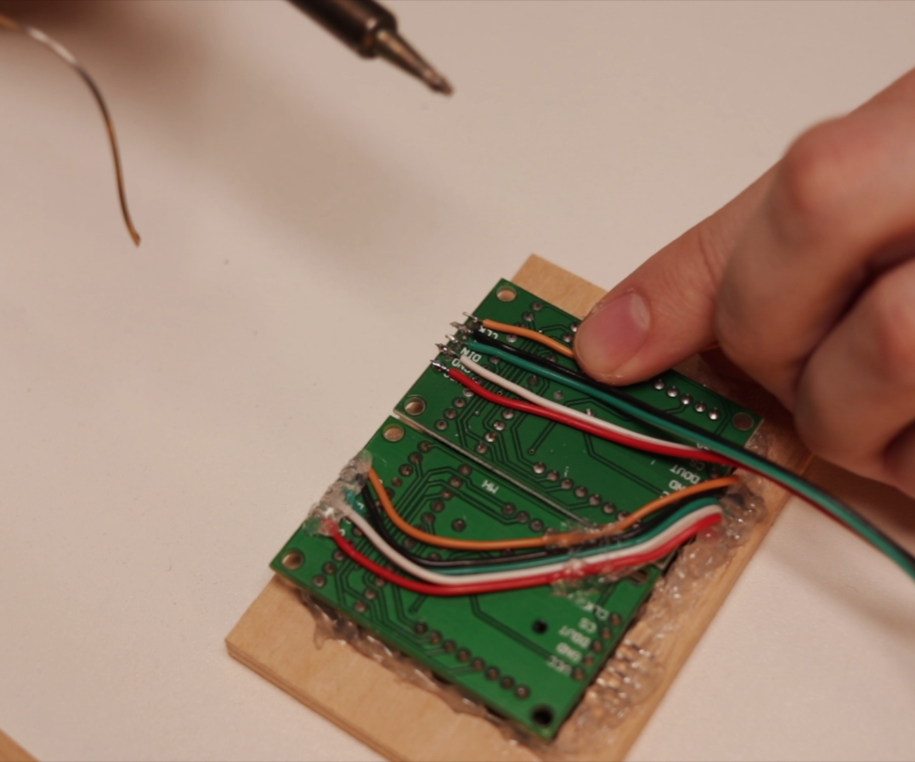 Scrolling Text Display (A to Z Guide) : 25 Steps (with Pictures ...