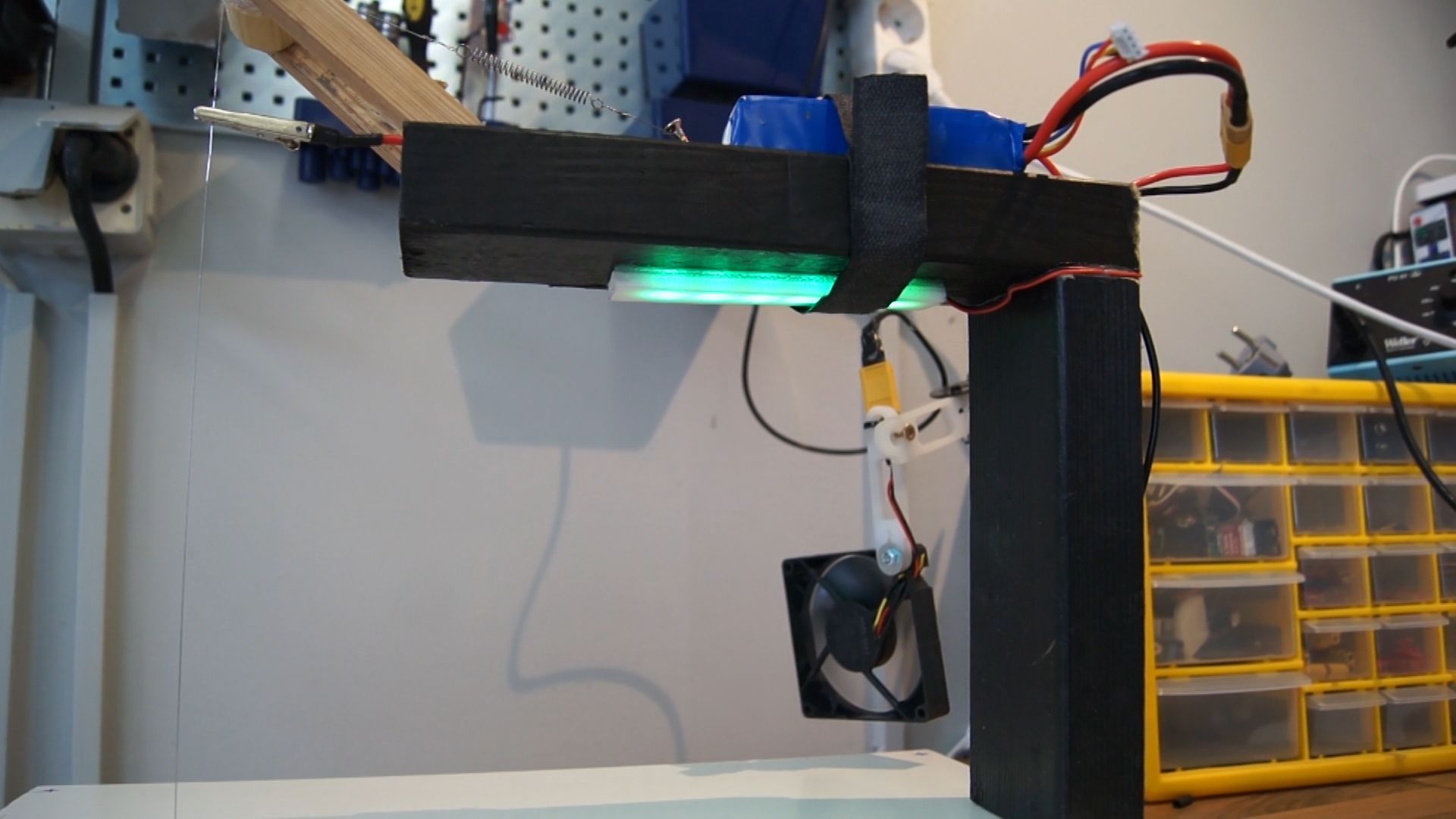 DIY Hot Wire Cutter for Plexiglass, Cardboard and Foam : 7 Steps (with ...