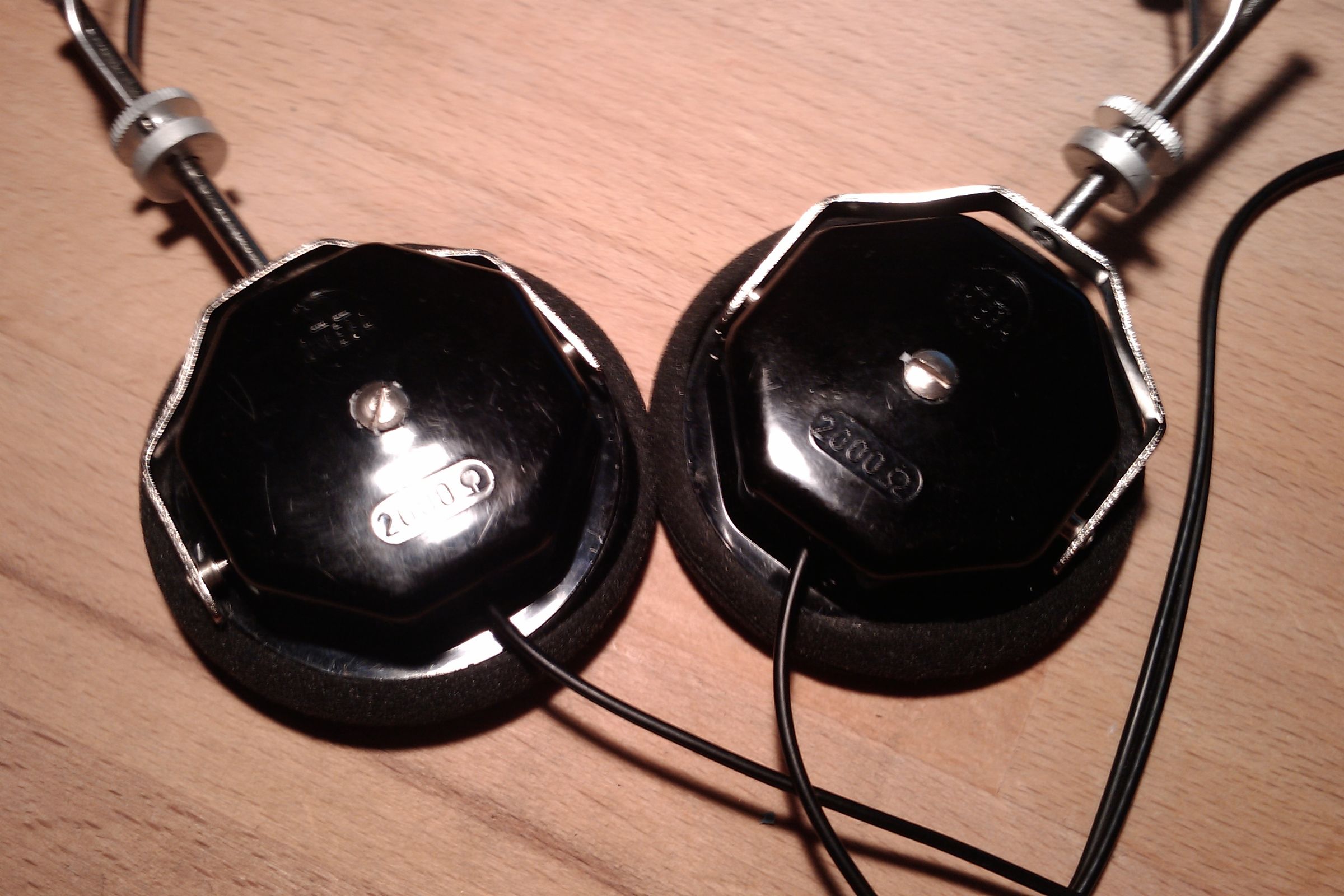 Dieselpunk Headphones - Instructables