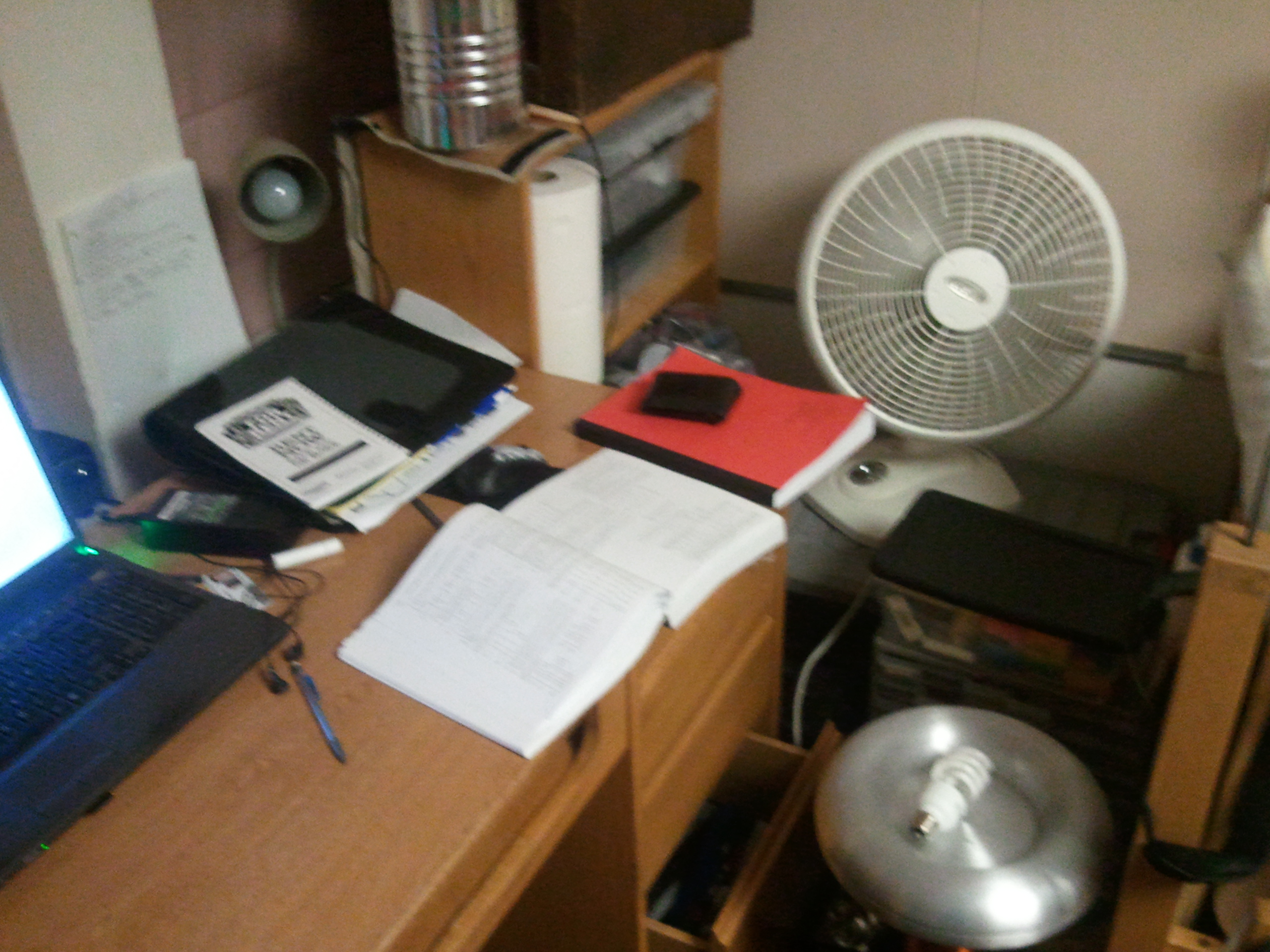 Messy College Dorm/Apartment - Instructables