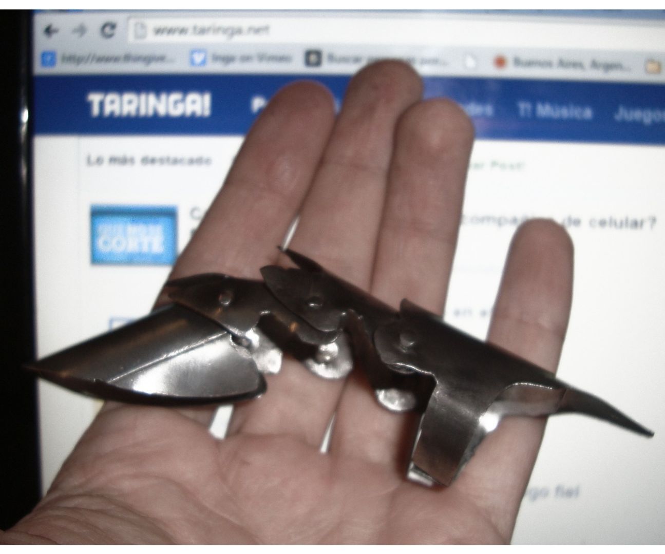 Easy Finger Armour : 4 Steps (with Pictures) - Instructables