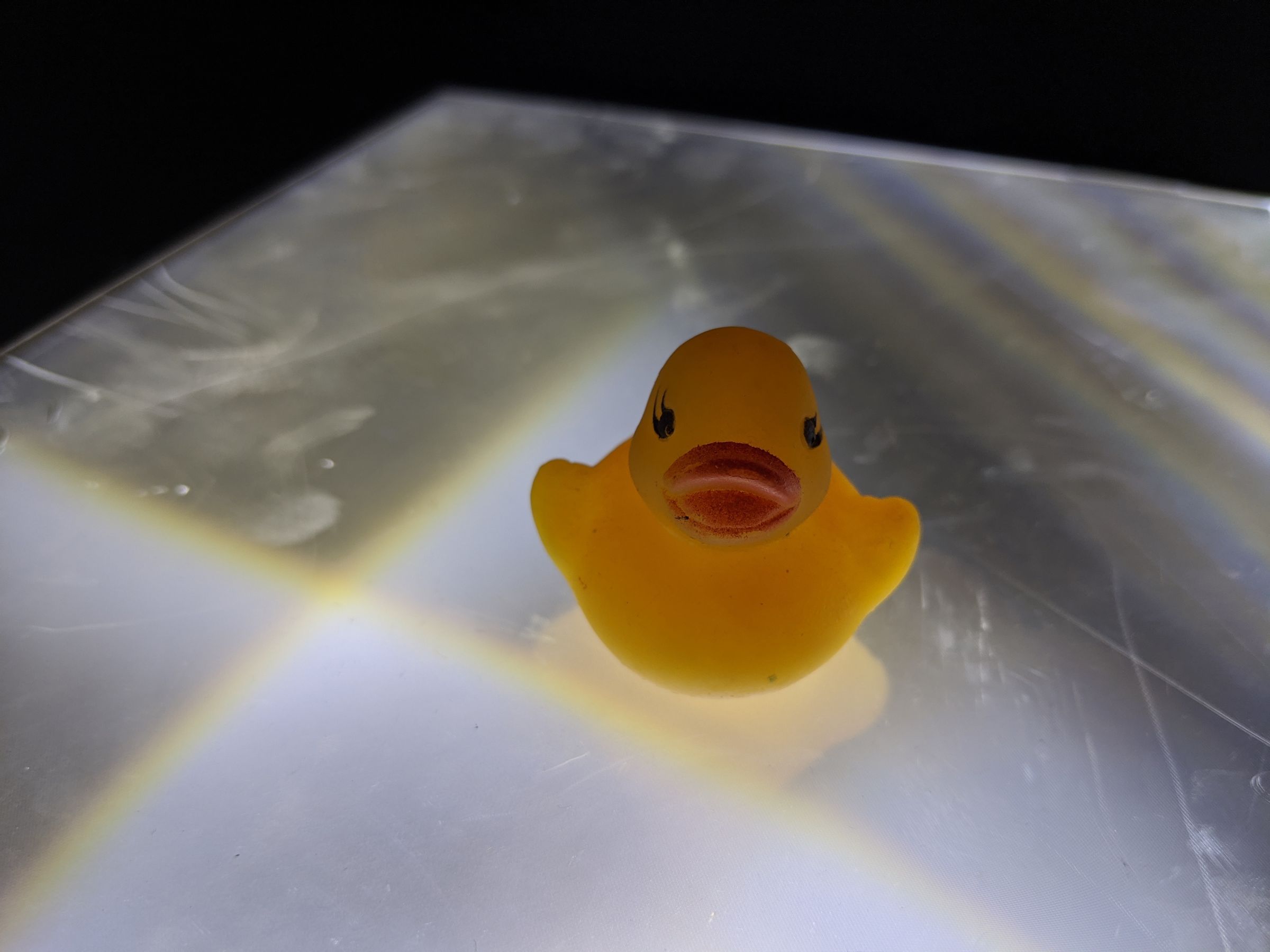 Cool Light Source From an Old Laptop LCD ! : 6 Steps - Instructables