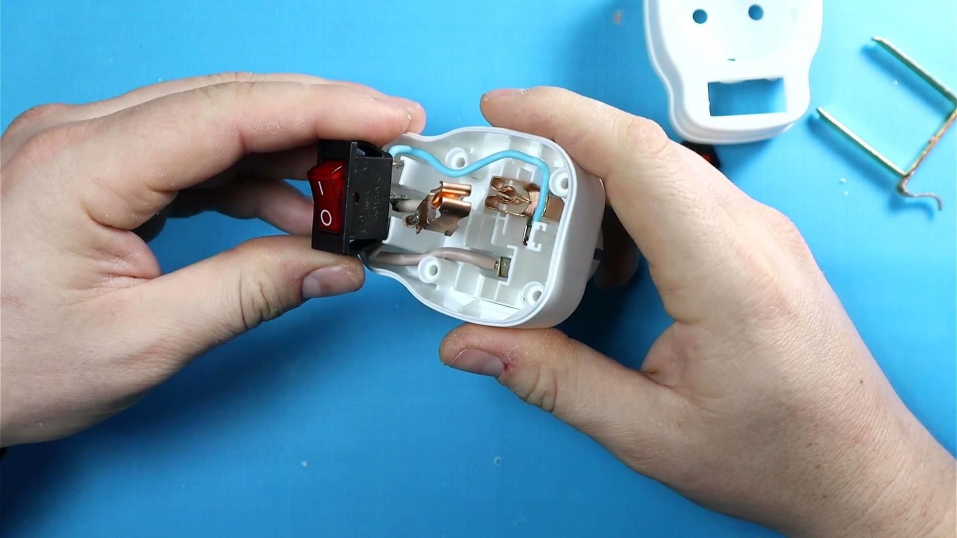 DIm Bulb Tester - Current Limiter : 4 Steps (with Pictures) - Instructables