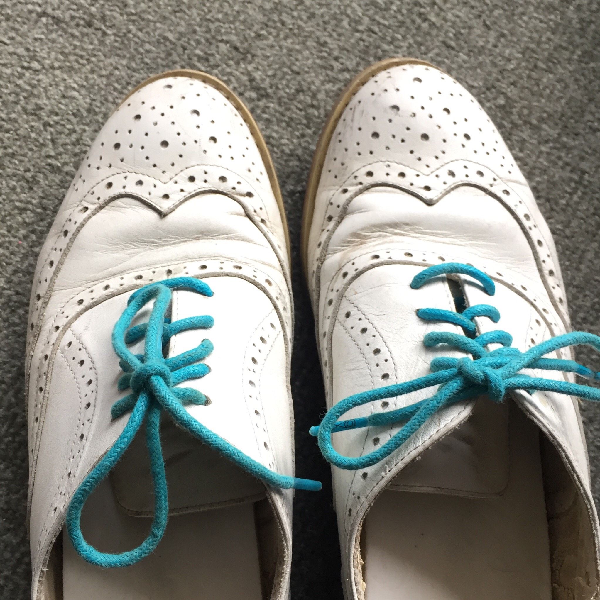 Tying a Shoelace : 3 Steps - Instructables