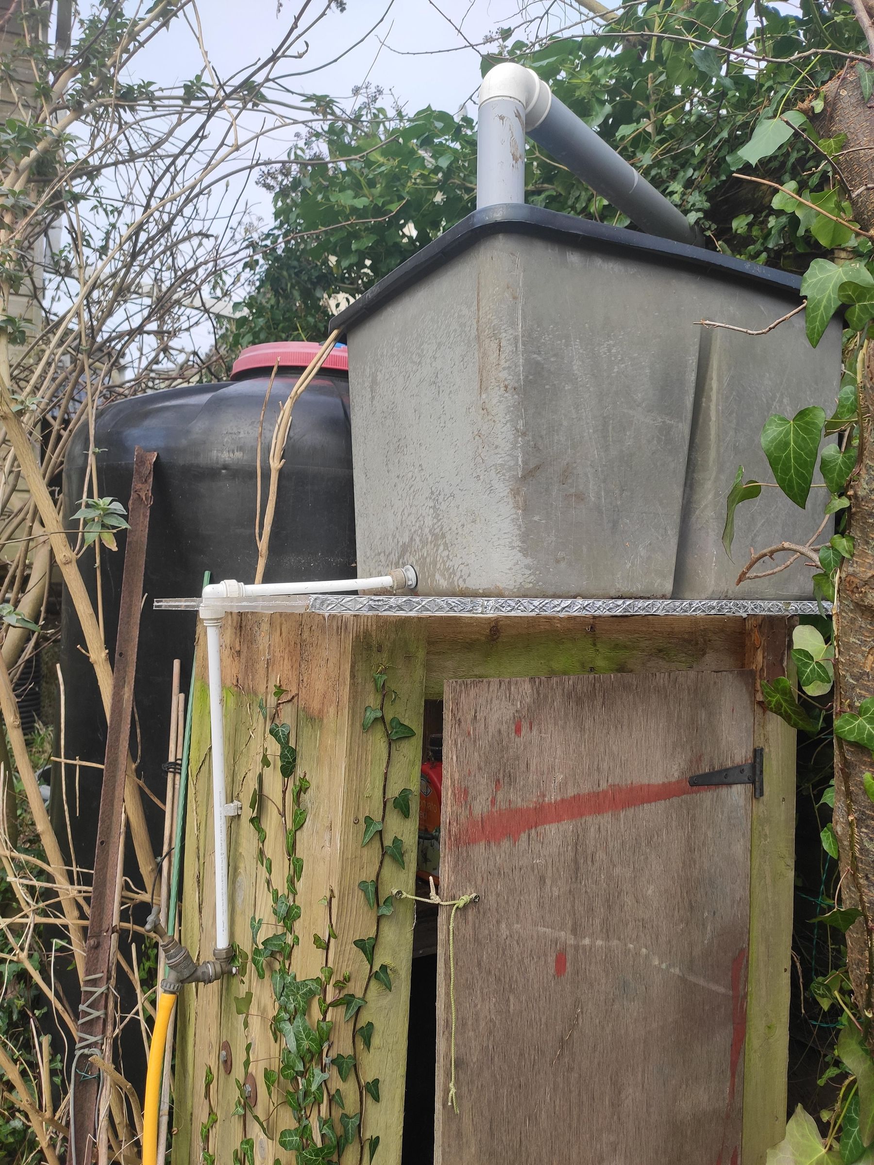 Self Cleaning Rain Water Filter With No Moving Parts : 5 Steps ...