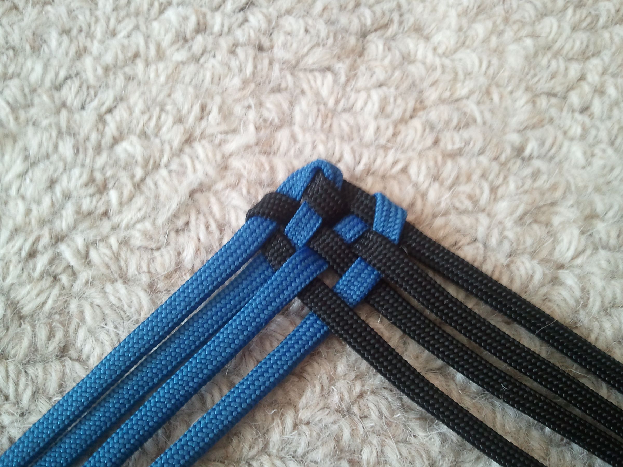 Making a Paracord Whip : 28 Steps (with Pictures) - Instructables
