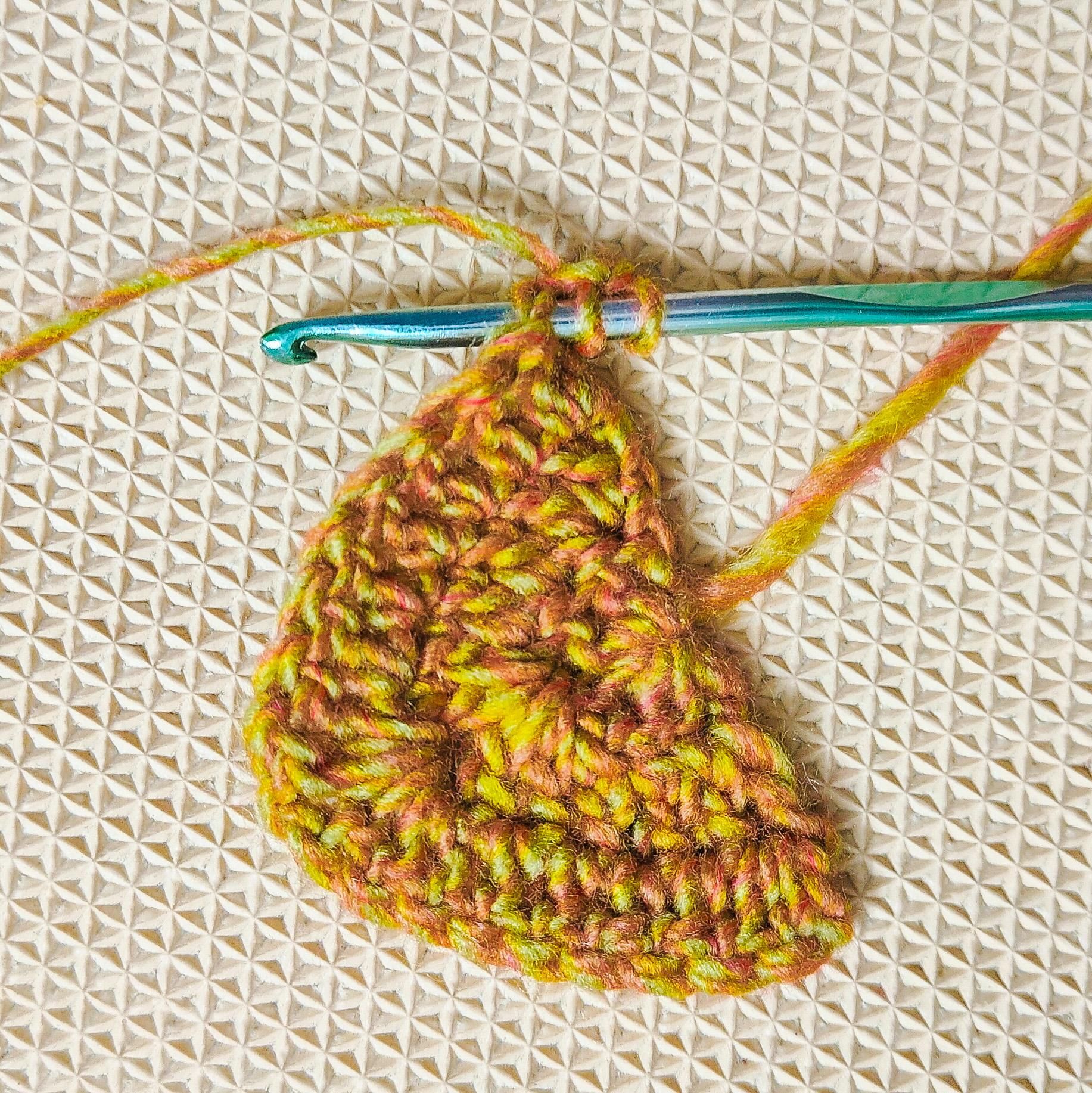 Easy and Simple Crochet Triangle Shawl : 5 Steps (with Pictures ...