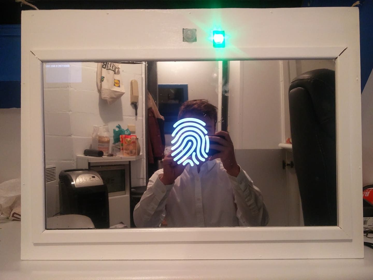 Smart Mirror With Raspberry Pi : 3 Steps - Instructables