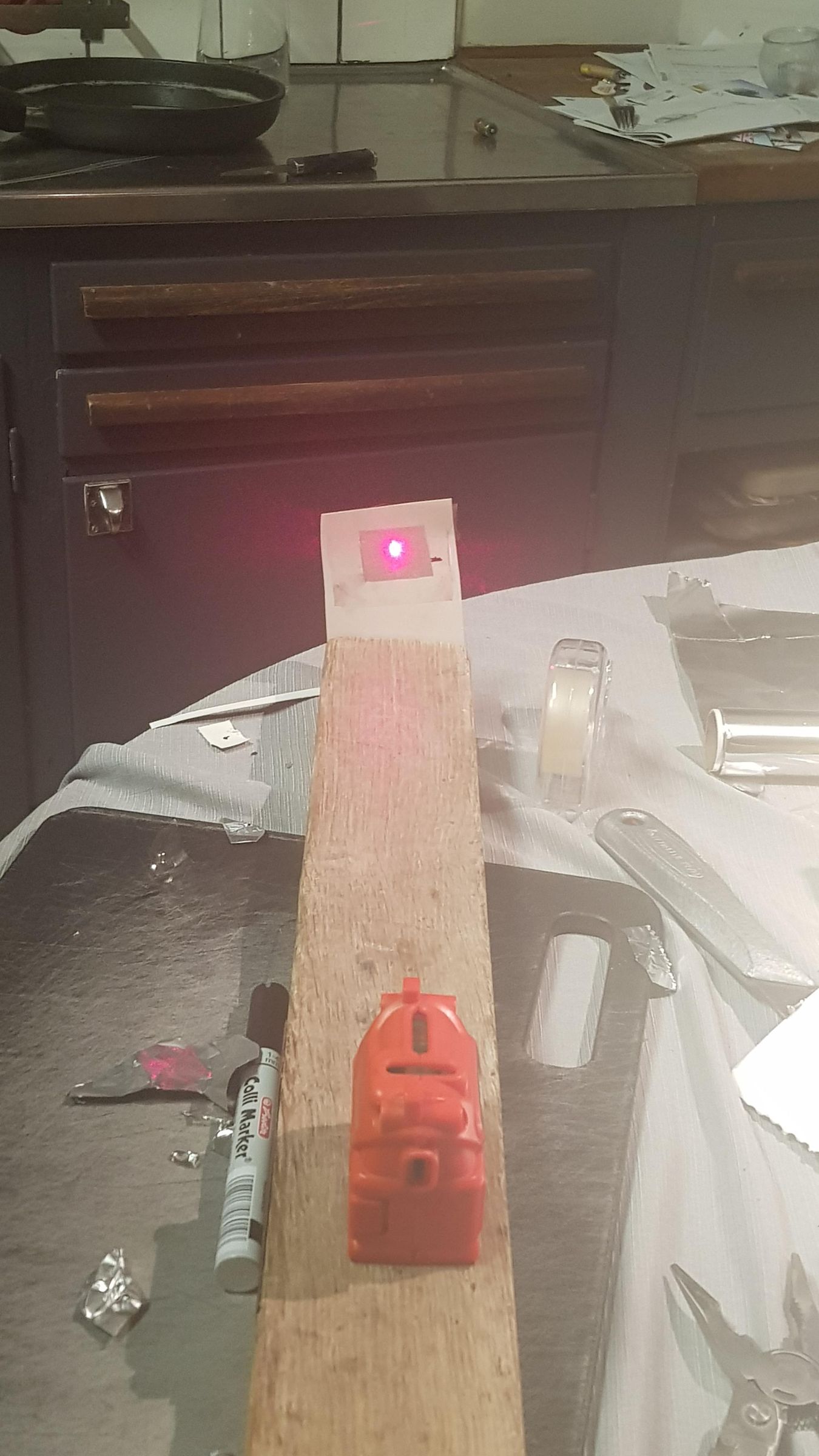 How to Make a Simple Double-Slit : 6 Steps (with Pictures) - Instructables