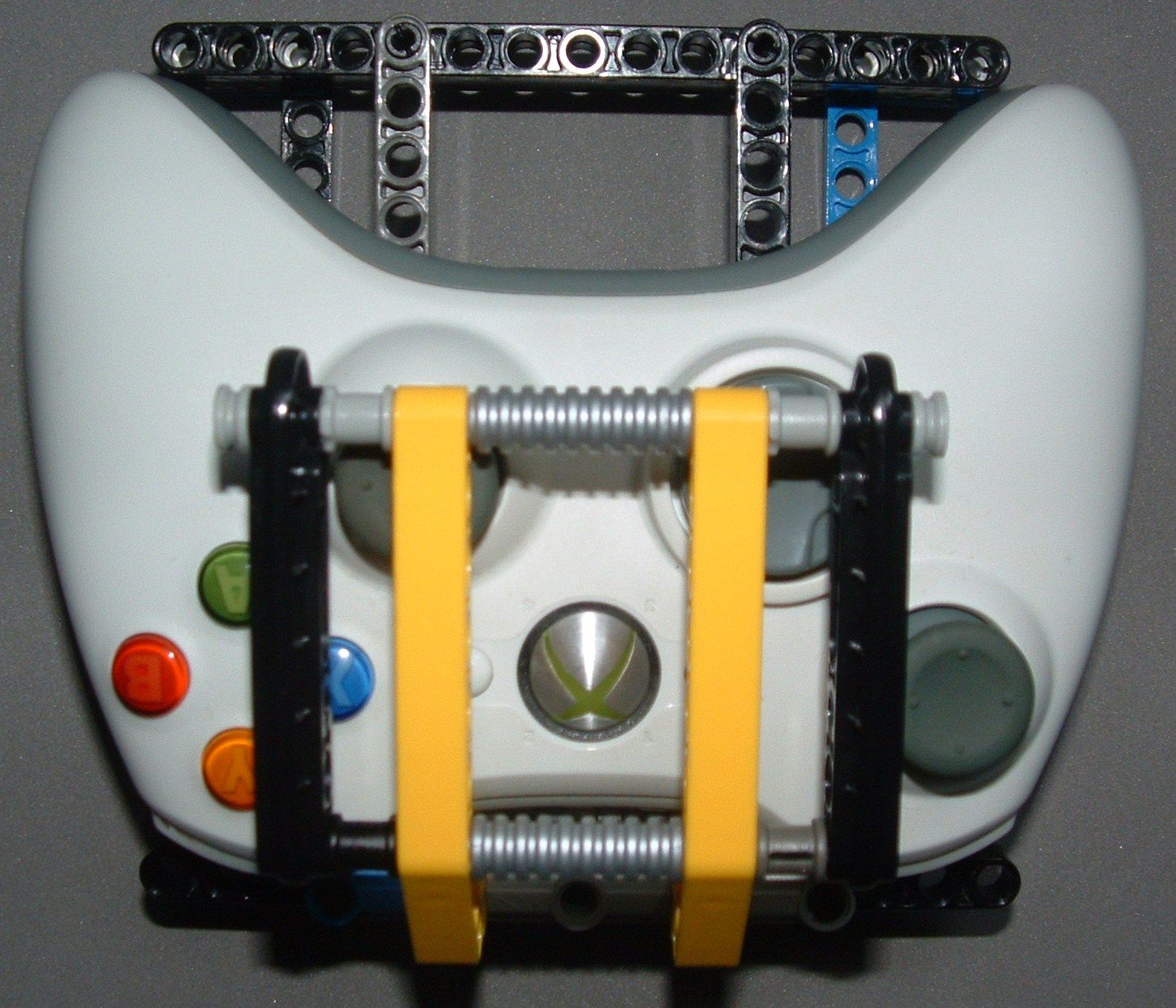 Xbox 360 Wireless Controller Carrier : 14 Steps - Instructables