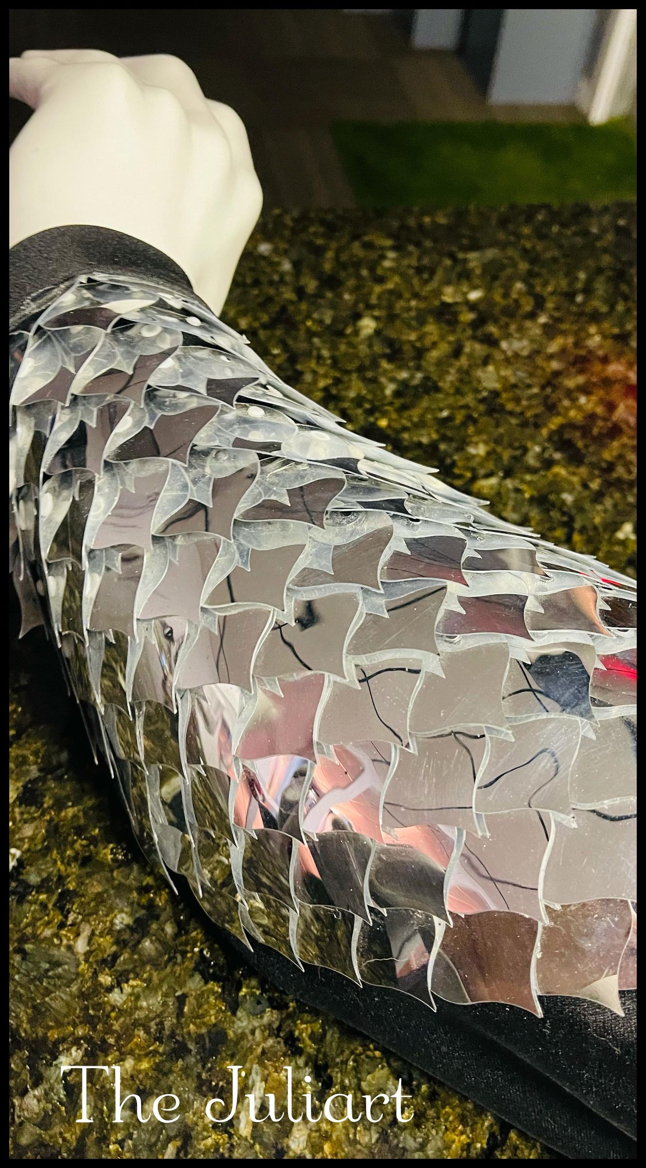 Aluminum Foil Scale Armor : 4 Steps - Instructables