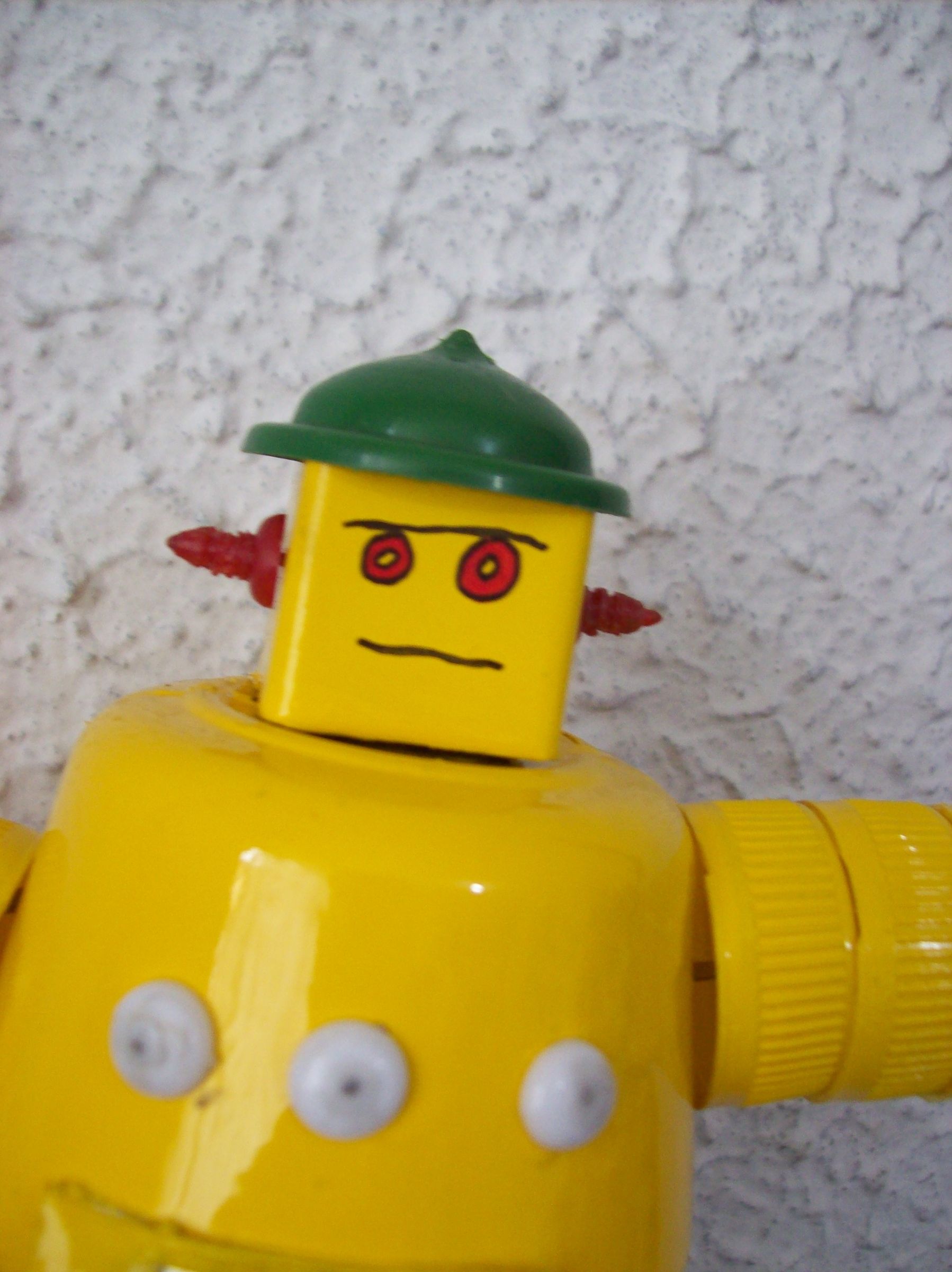 INSTRUCTABLES ROBOT."THE MAKING". : 4 Steps (with Pictures) - Instructables