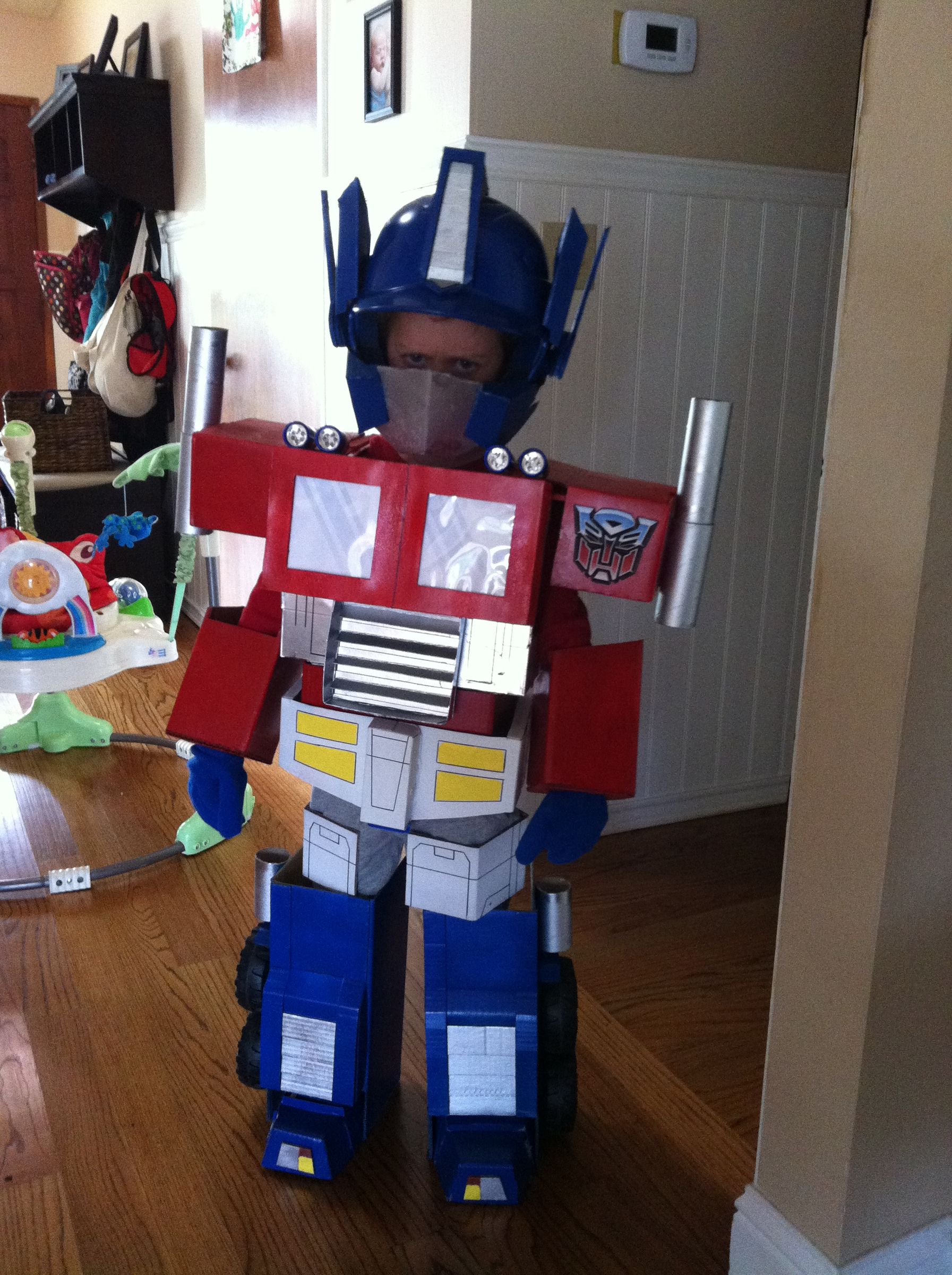 Optimus Prime (G1) Costume : 16 Steps (with Pictures) - Instructables
