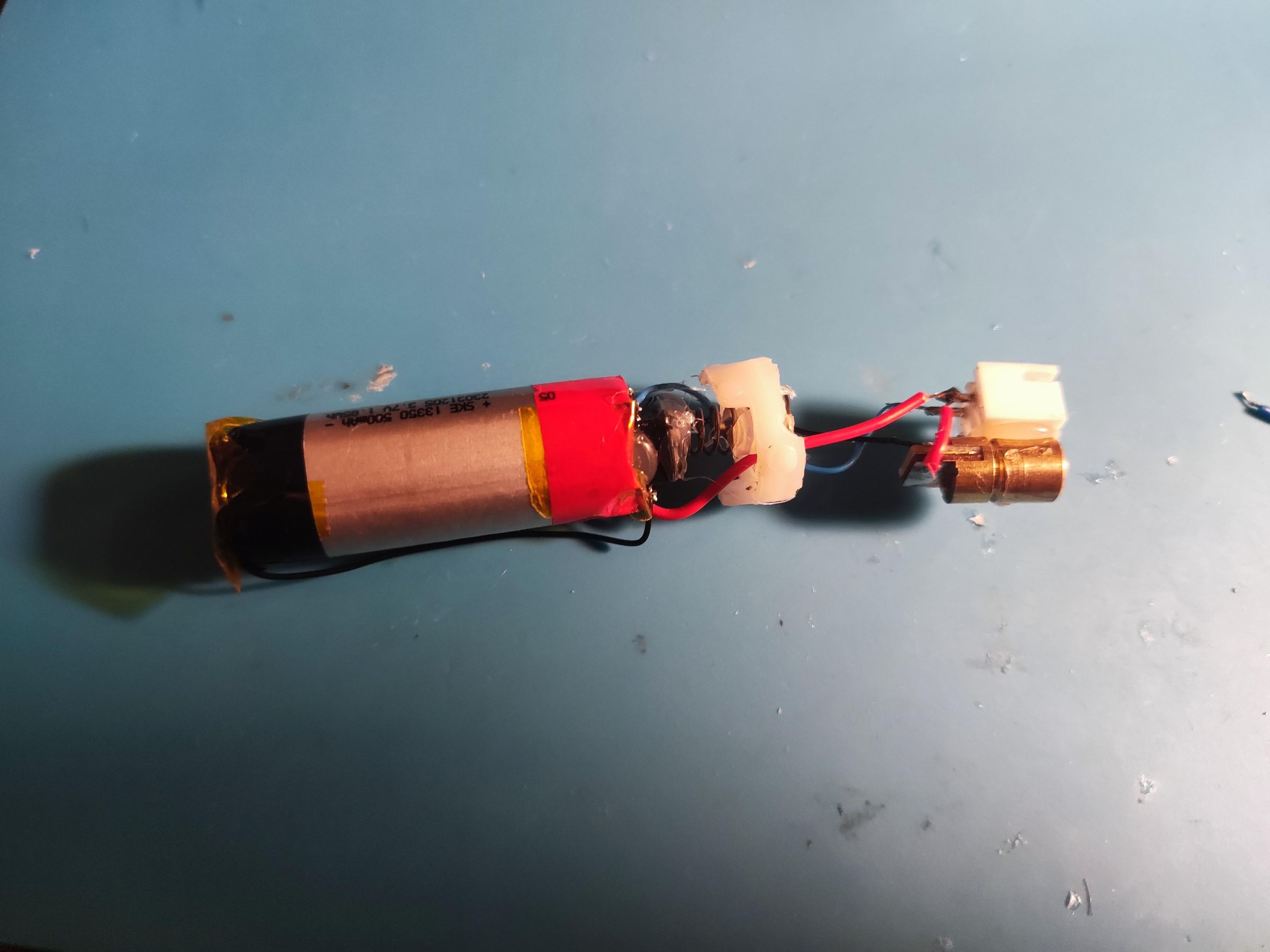 Nivea Twisting Spy Laser Rechargable Using Old Vape Lipo : 6 Steps ...