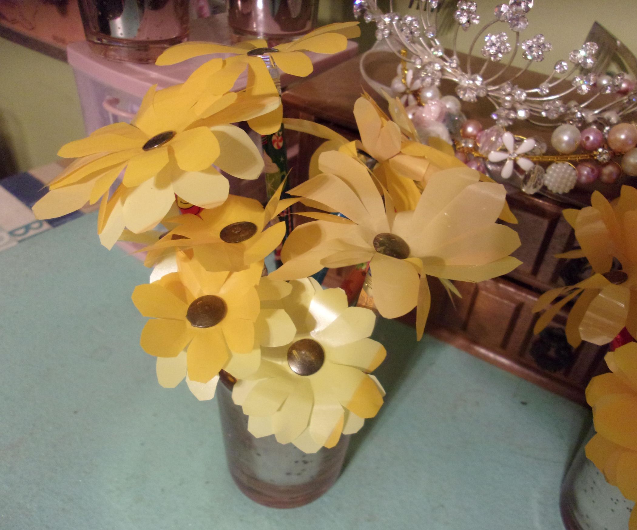 Flower Wrap Daisies : 6 Steps - Instructables