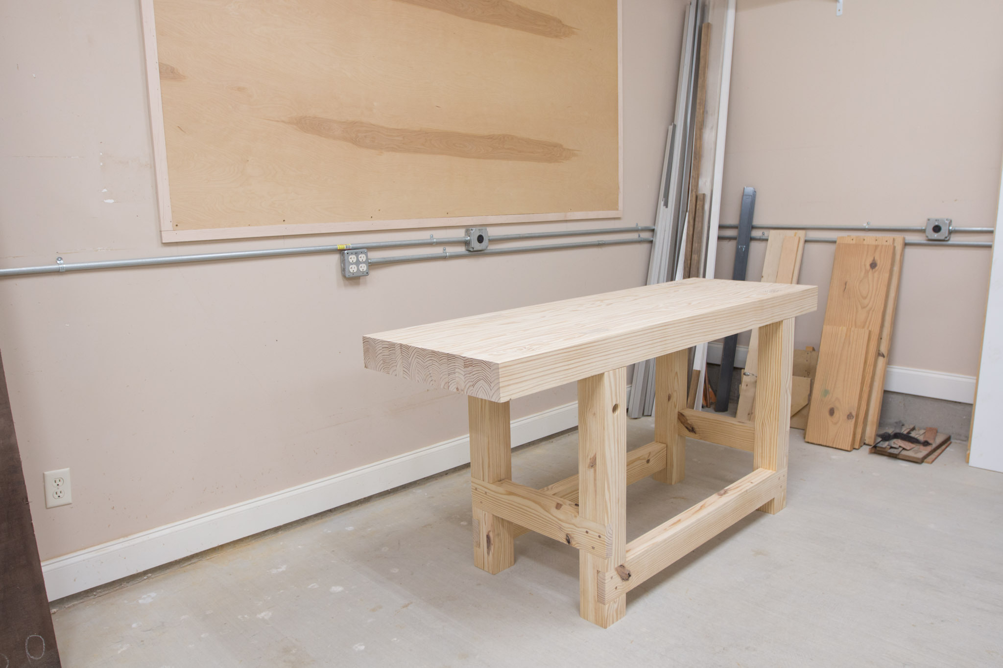 HOW TO MAKE a TRADITIONAL WORKBENCH : 16 Steps (with Pictures ...
