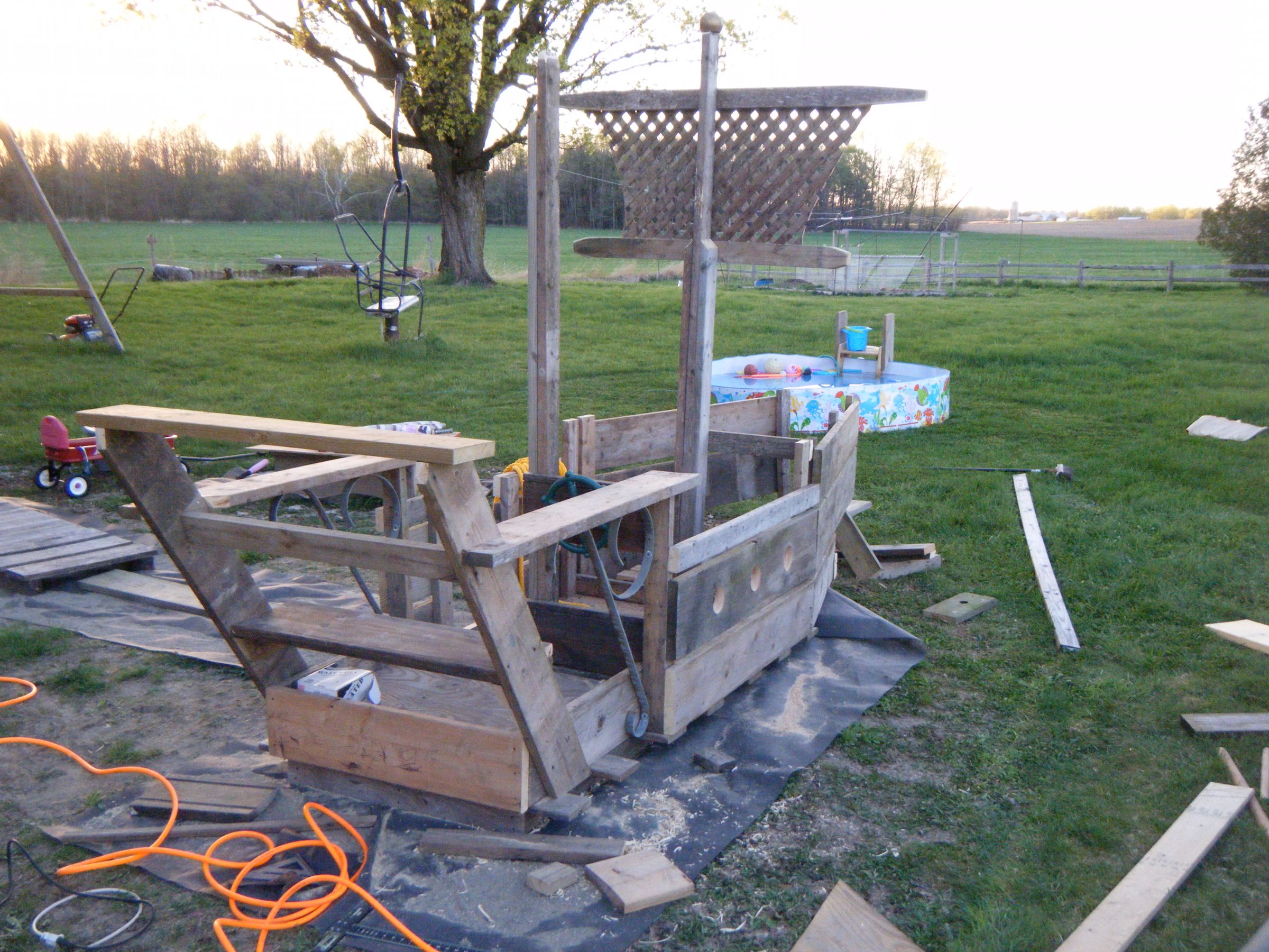 Pallet Pirate Ship : 25 Steps (with Pictures) - Instructables