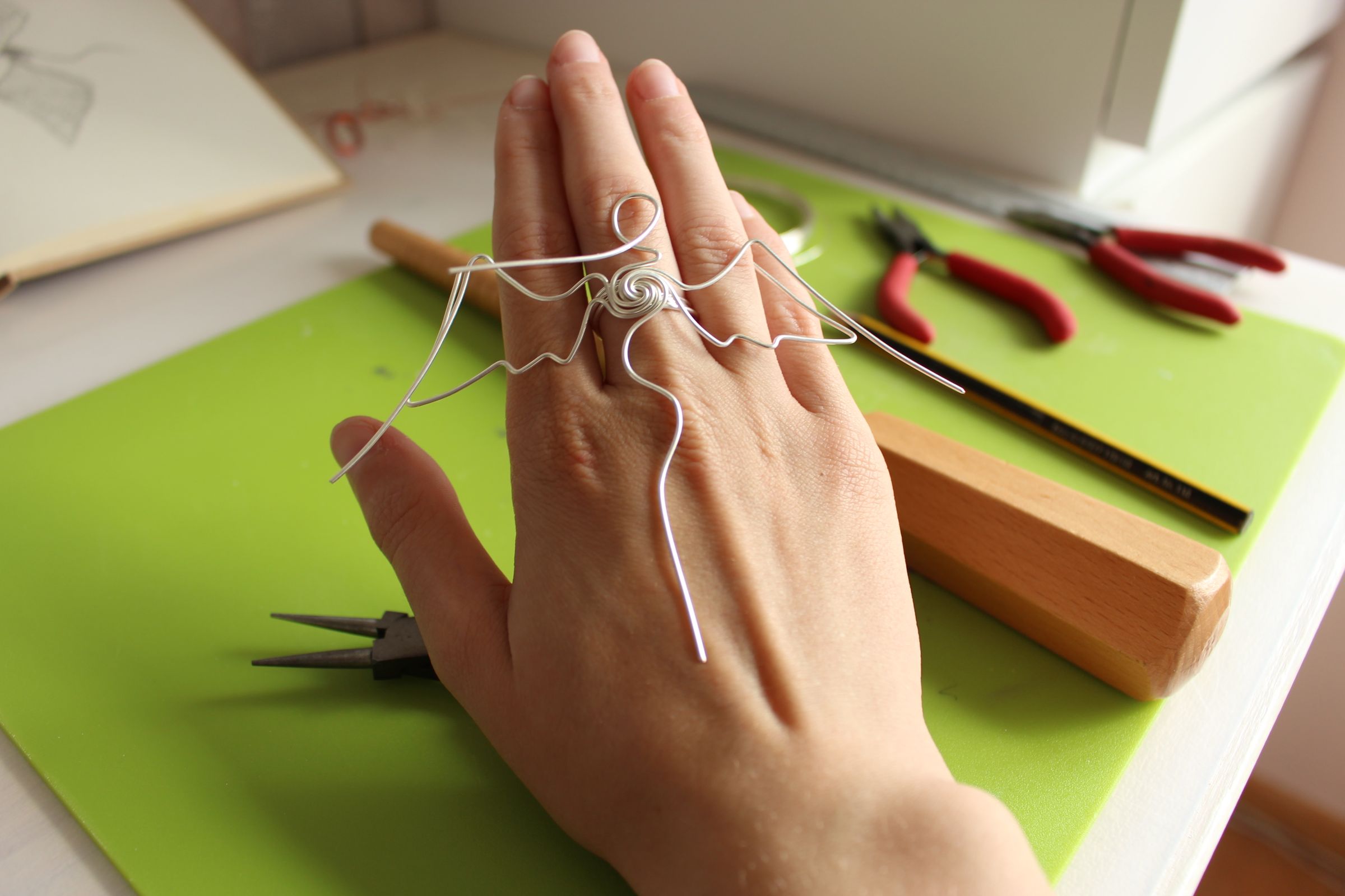 Wirework Dragon Ring : 15 Steps (with Pictures) - Instructables