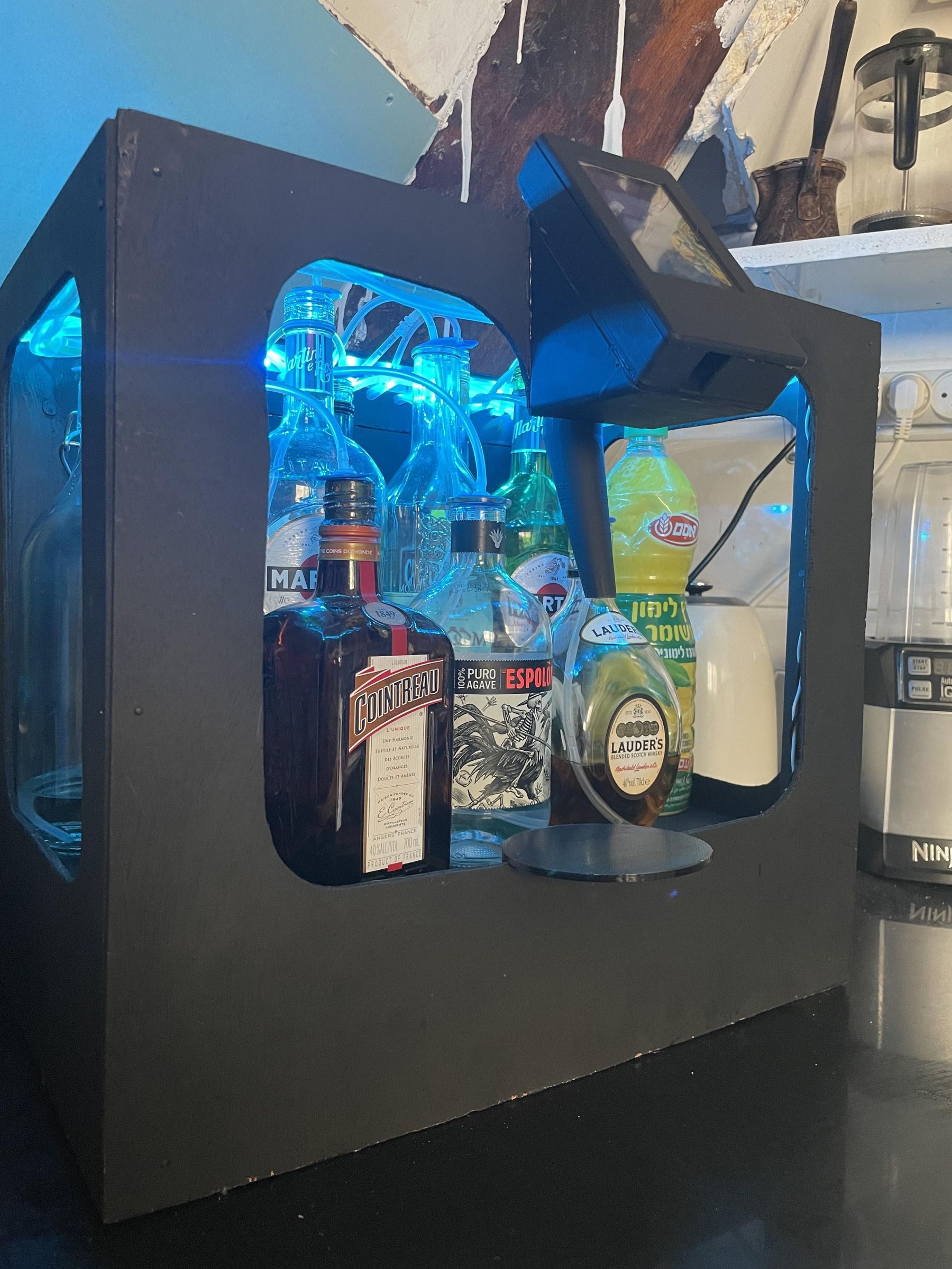 Bartender Bot : 8 Steps - Instructables