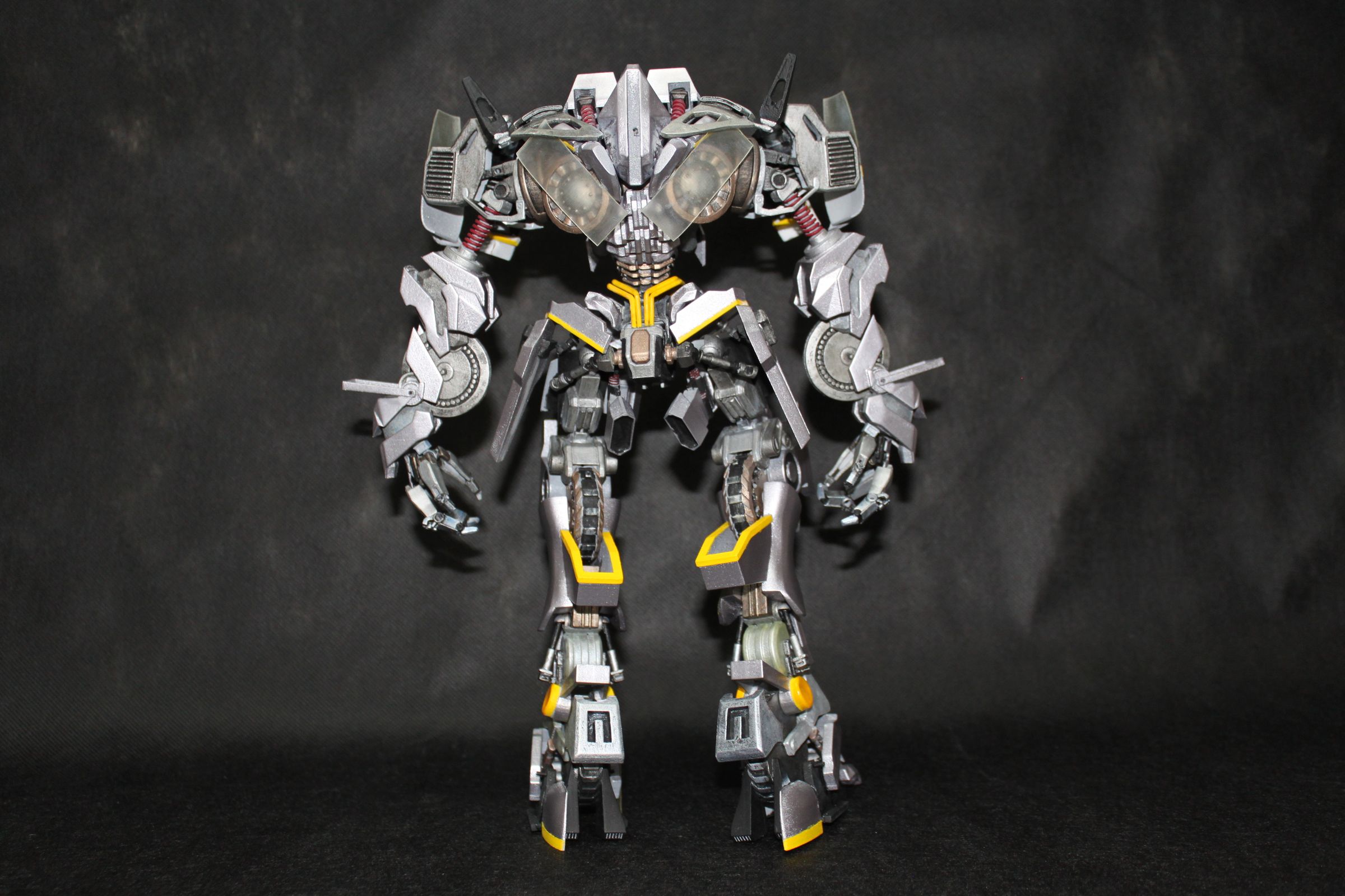 Transformers: Astrotrain : 4 Steps - Instructables