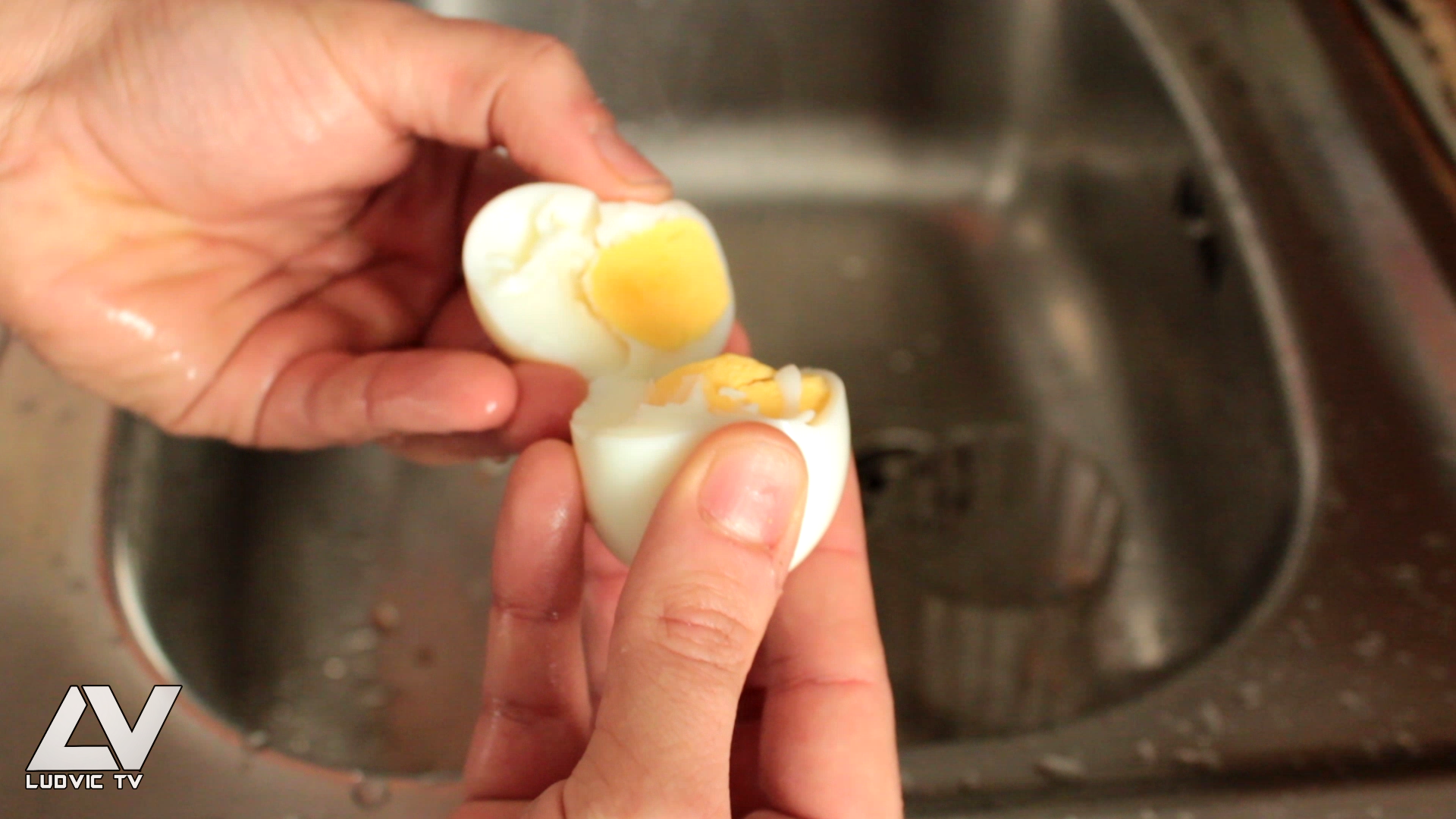 How to Peel Egg in the Best Way! - Instructables