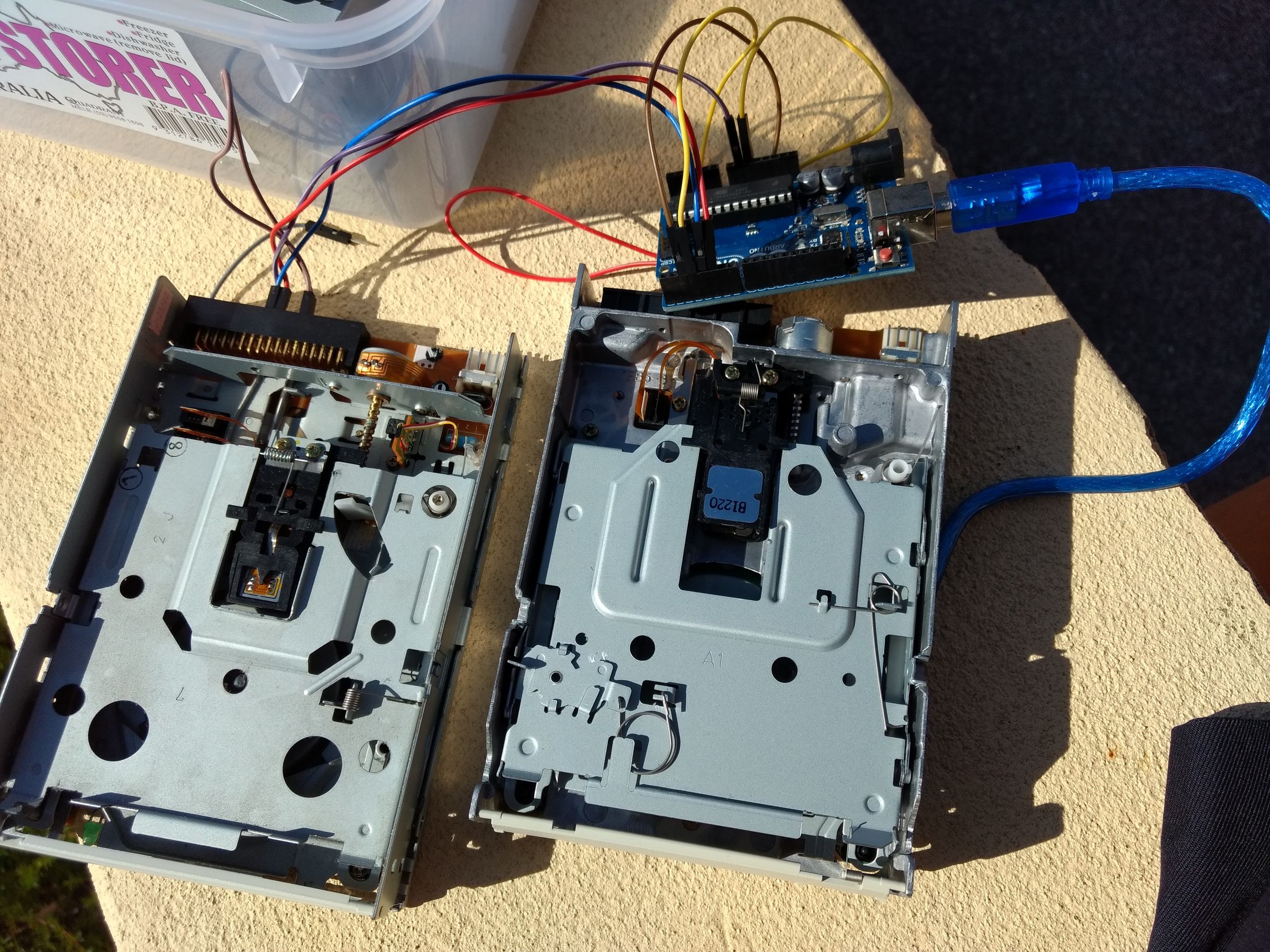 Awesome Floppy Drive Music : 7 Steps - Instructables