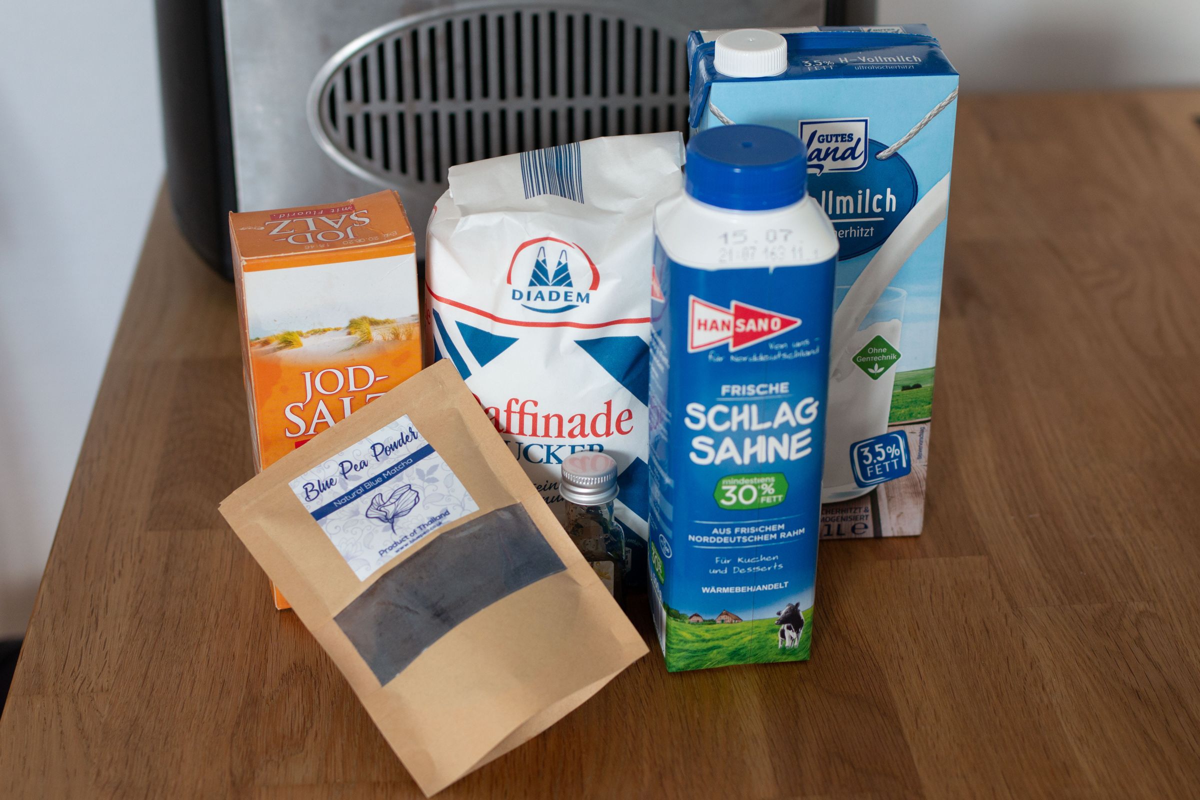 Color Changing Ice Cream : 6 Steps (with Pictures) - Instructables