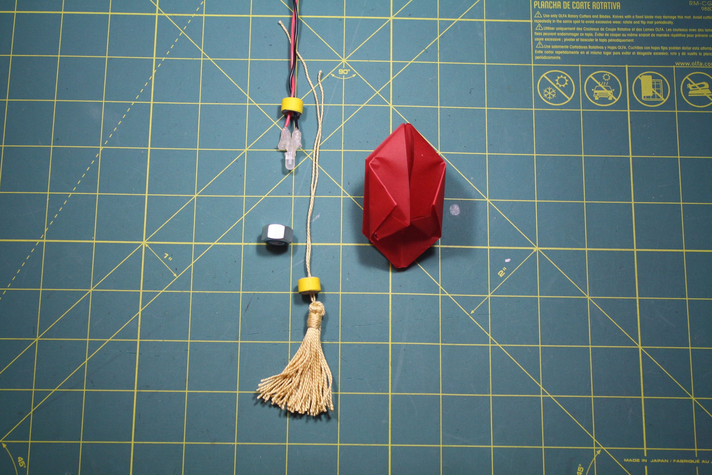 Flickering Origami Lantern : 7 Steps (with Pictures) - Instructables