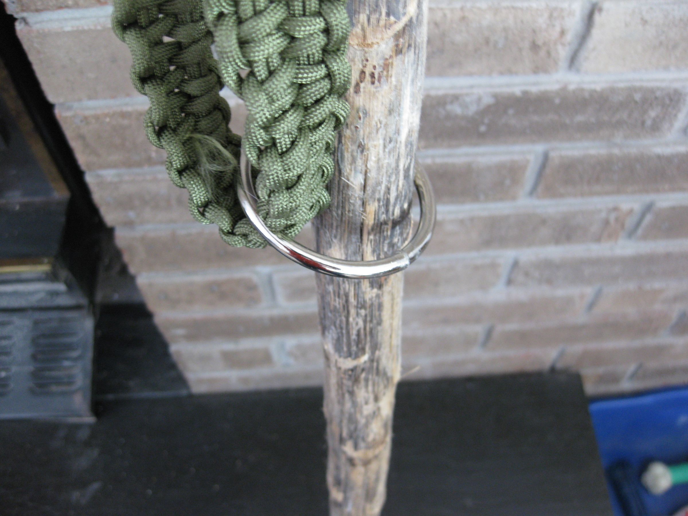 Paracord Fence Jumper : 9 Steps (with Pictures) - Instructables