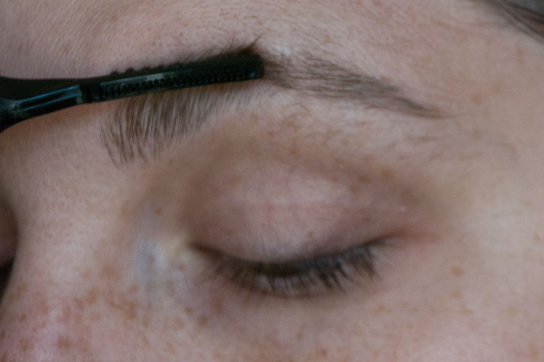 Perfect Eyebrows : 5 Steps (with Pictures) - Instructables