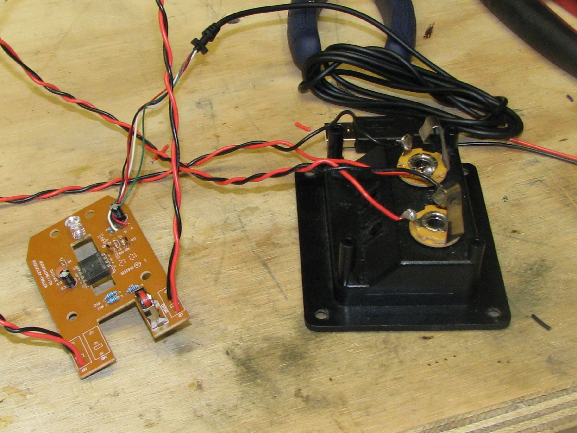 Use a Guitar Pedal to Send Mouse Events to Your PC Over USB : 4 Steps ...