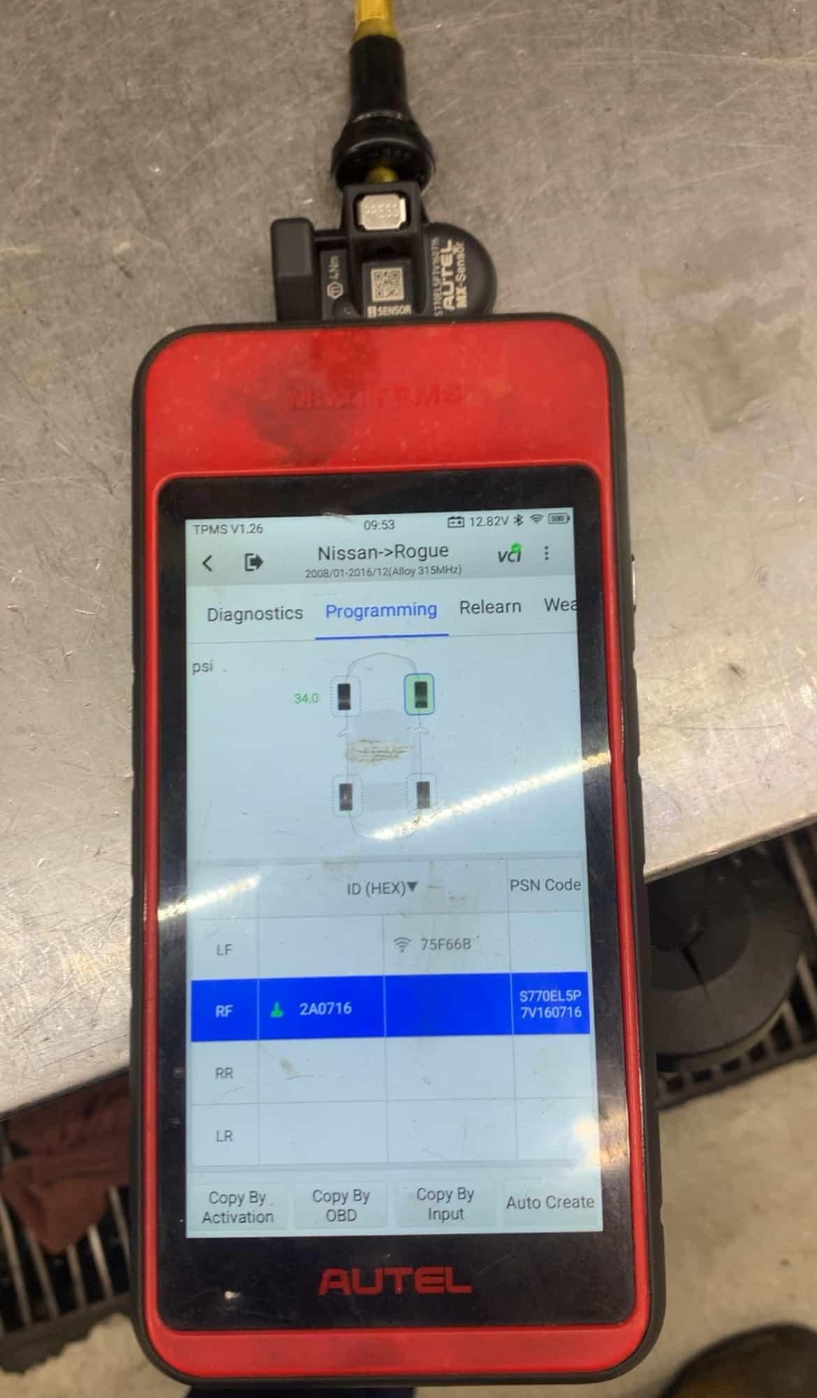 How to Replace a Tire Pressure Sensor : 8 Steps - Instructables