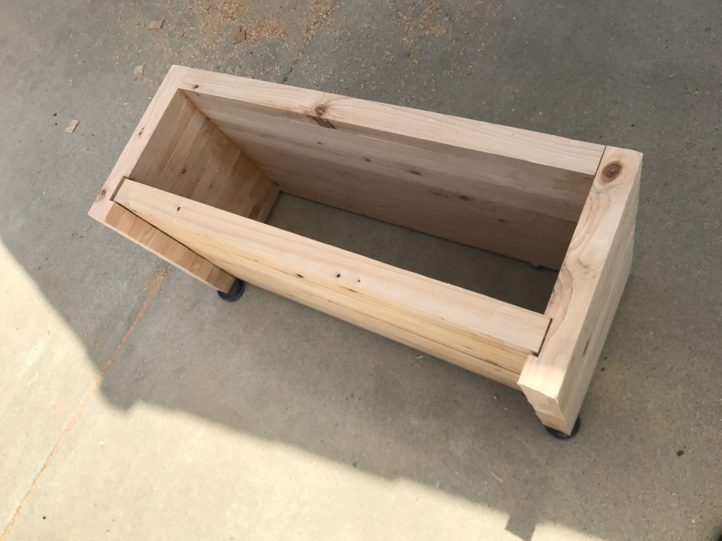 Modern Box-Joint Coffee Table : 16 Steps (with Pictures) - Instructables