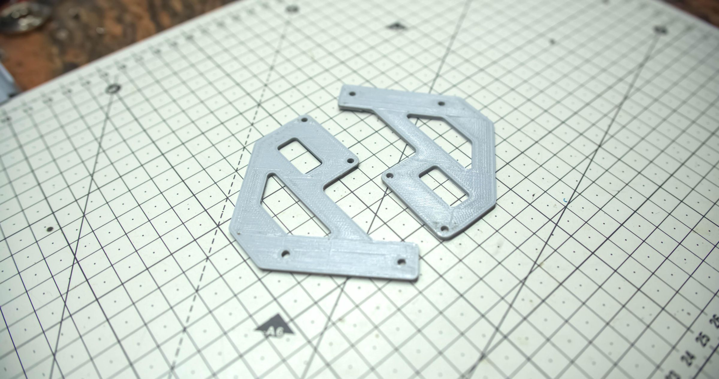 3 in 1 Precision Screwdriver Organizer With Old Hard Disk Drive : 11 ...