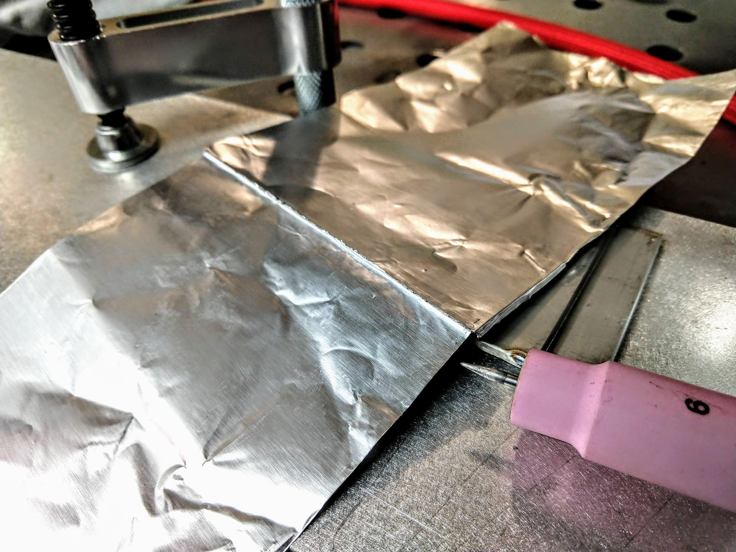 How to Weld Tin Foil : 4 Steps (with Pictures) - Instructables