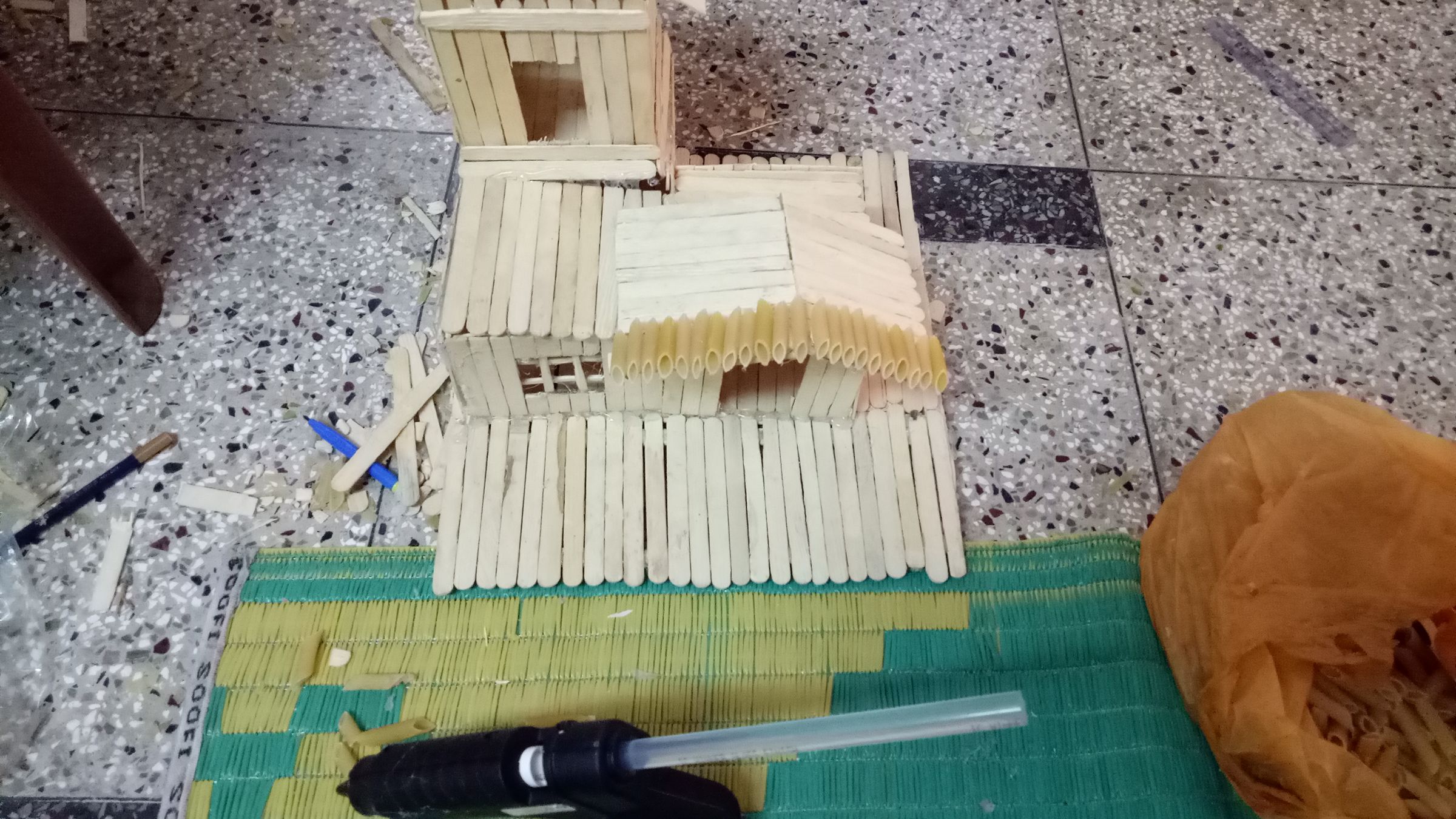 ICECREAM STICK HOME : 7 Steps - Instructables