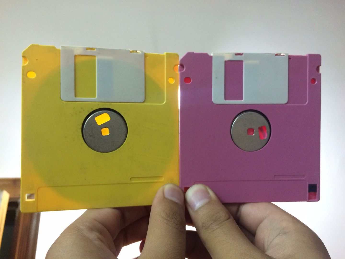 Floppy Disk Lamp : 7 Steps (with Pictures) - Instructables