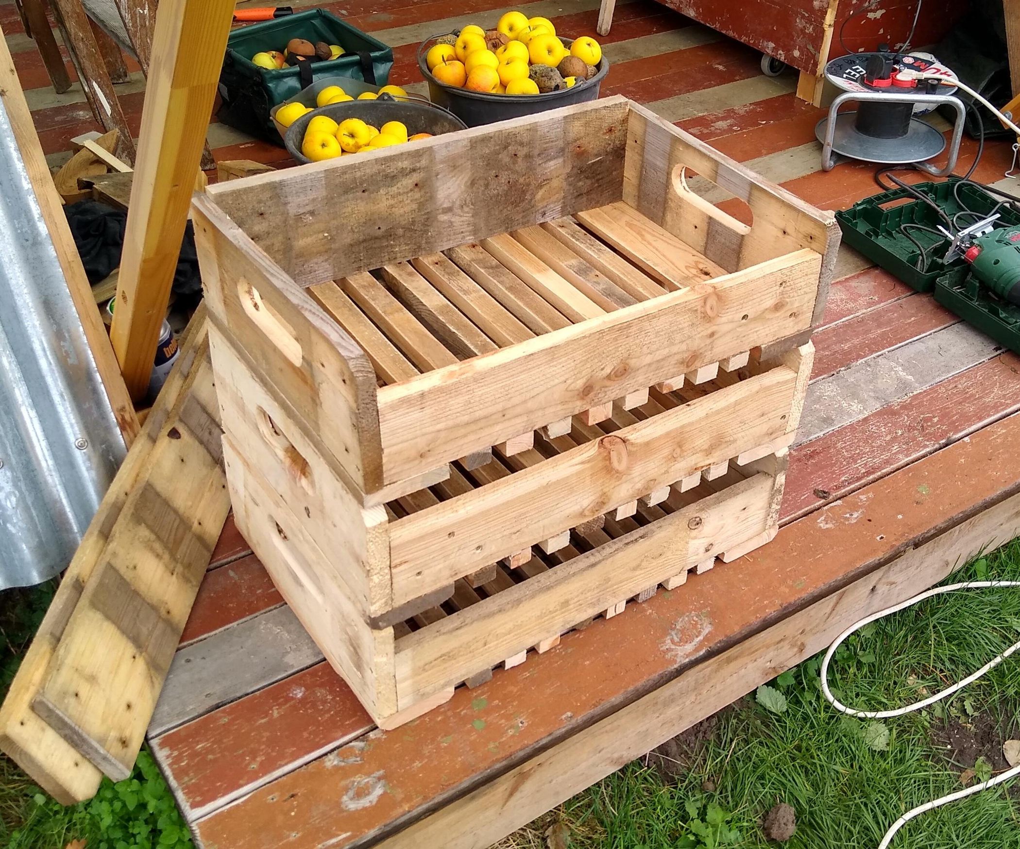 Stackable (Apple) Crates From Used Pallet Wood : 7 Steps (with Pictures ...