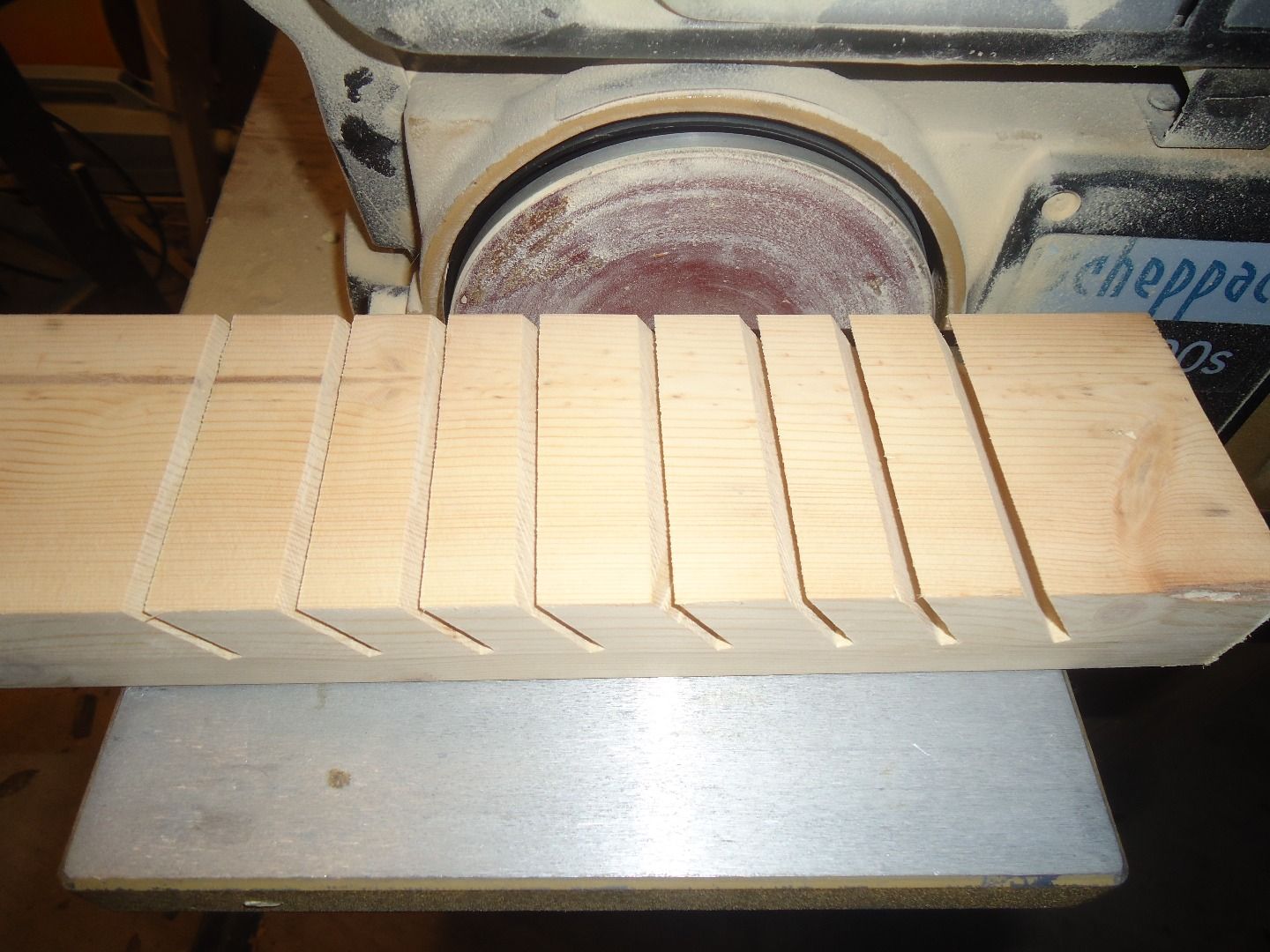 2x4 Letter/Pen/Key Holder : 4 Steps (with Pictures) - Instructables