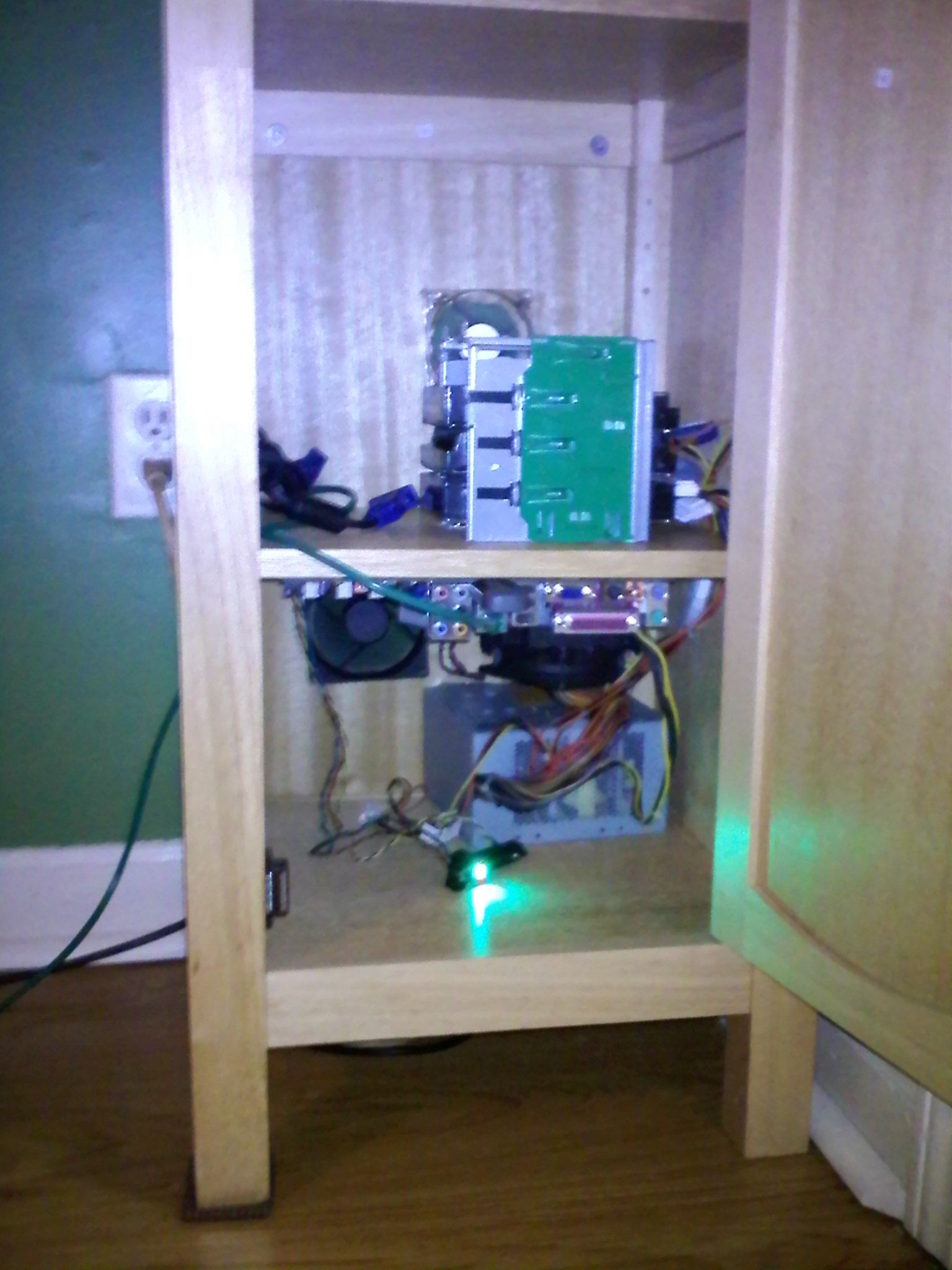 Hidden Computer - Instructables