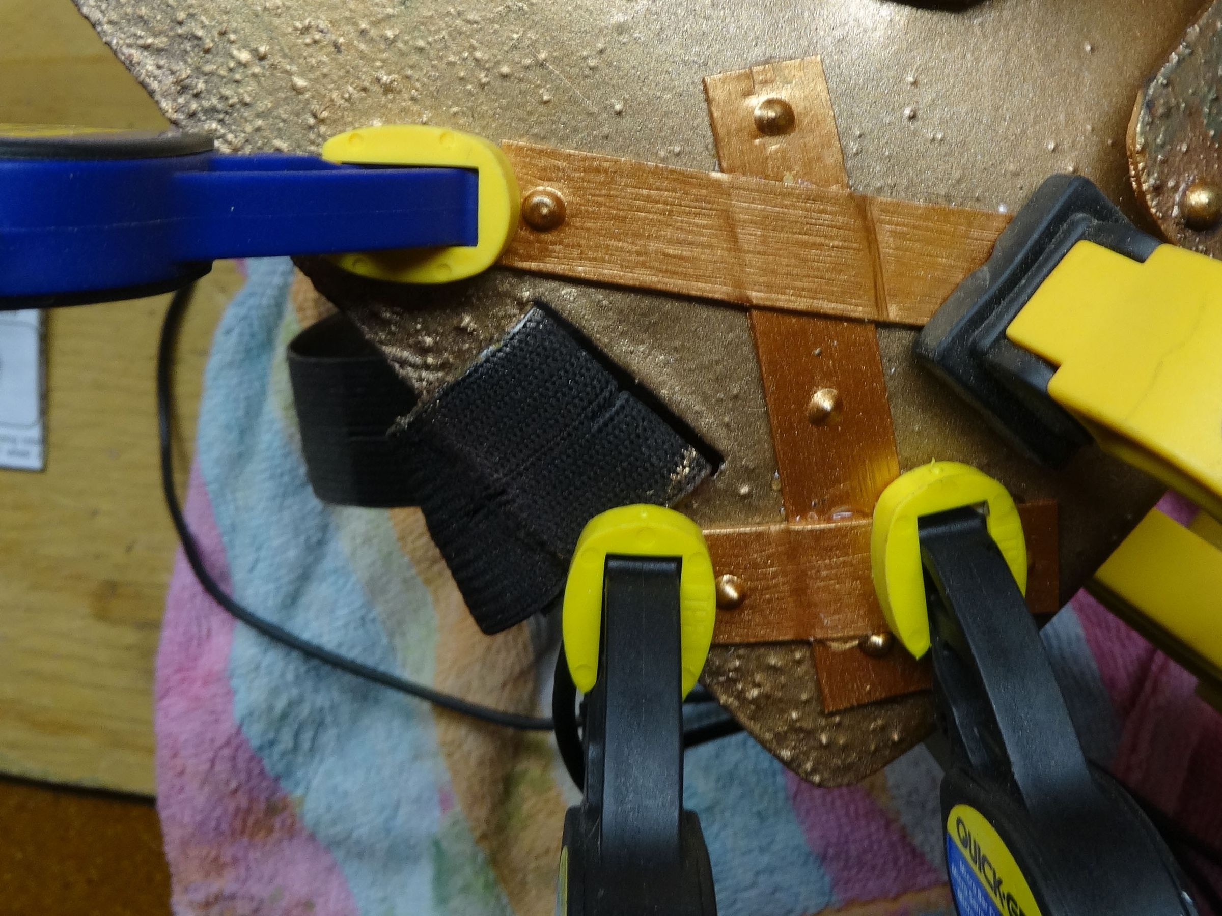 Fake Rivets, Plates and Metal From Paper and Paint : 6 Steps (with ...