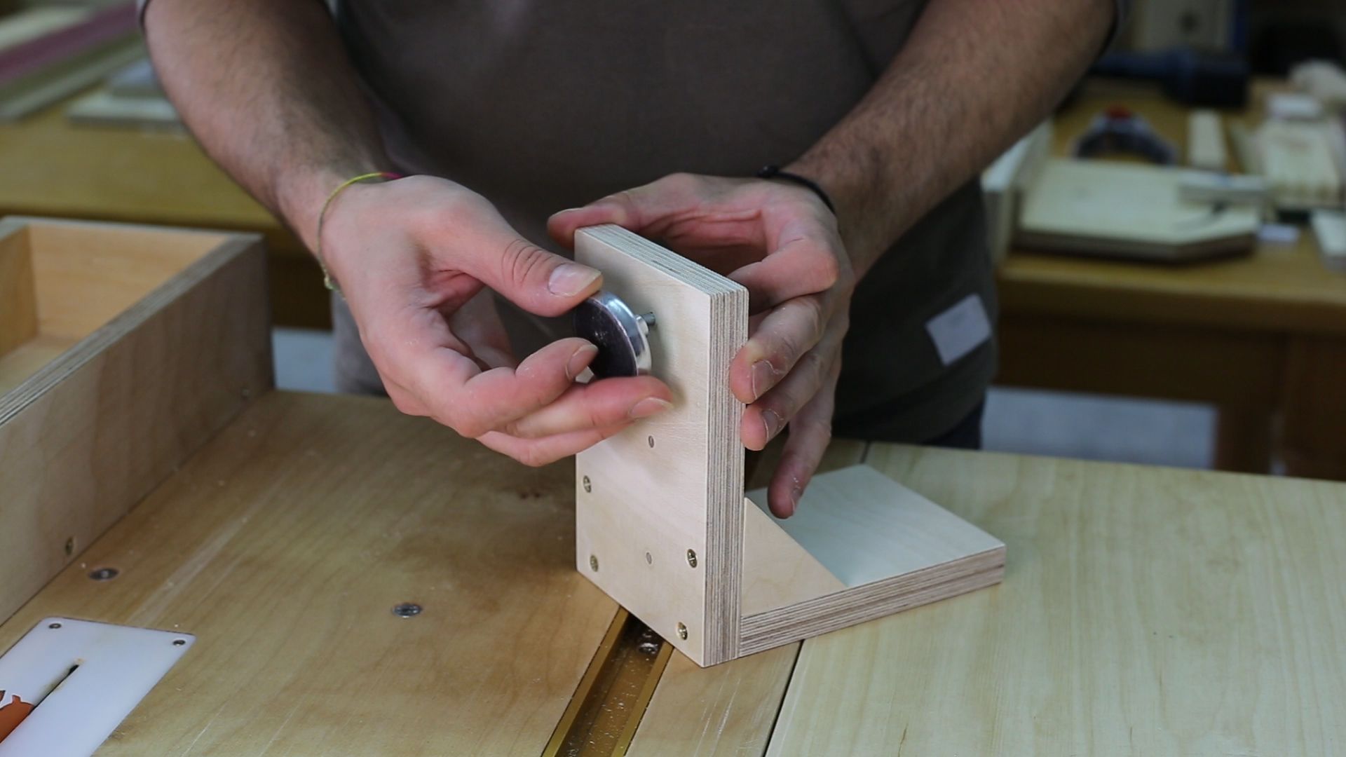 How to Make a Simple Height Gauge : 11 Steps (with Pictures ...