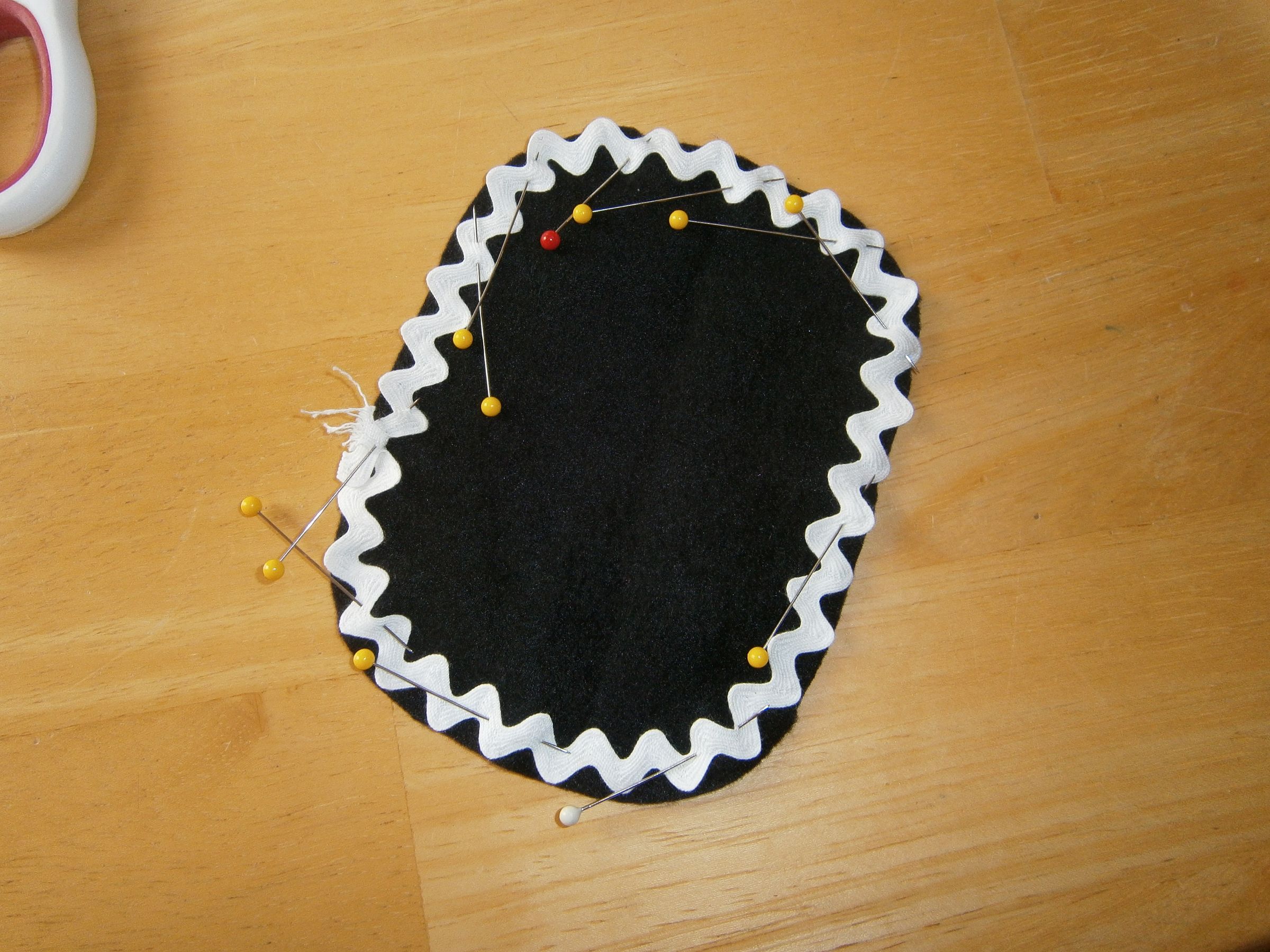 Monster Mittens : 18 Steps (with Pictures) - Instructables